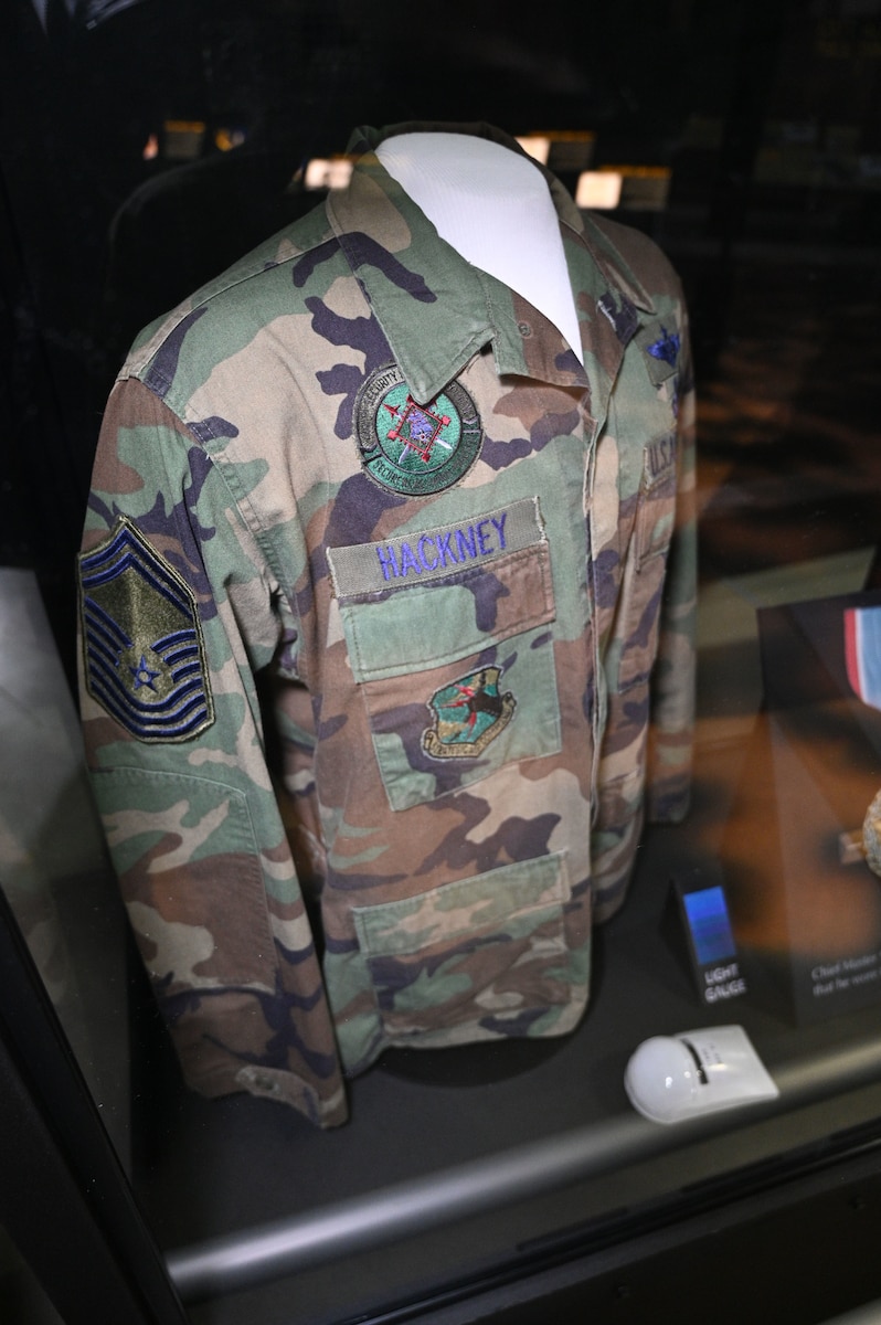 Chief Master Sergeant Duane Hackney Most Decorated Enlisted Airman ...