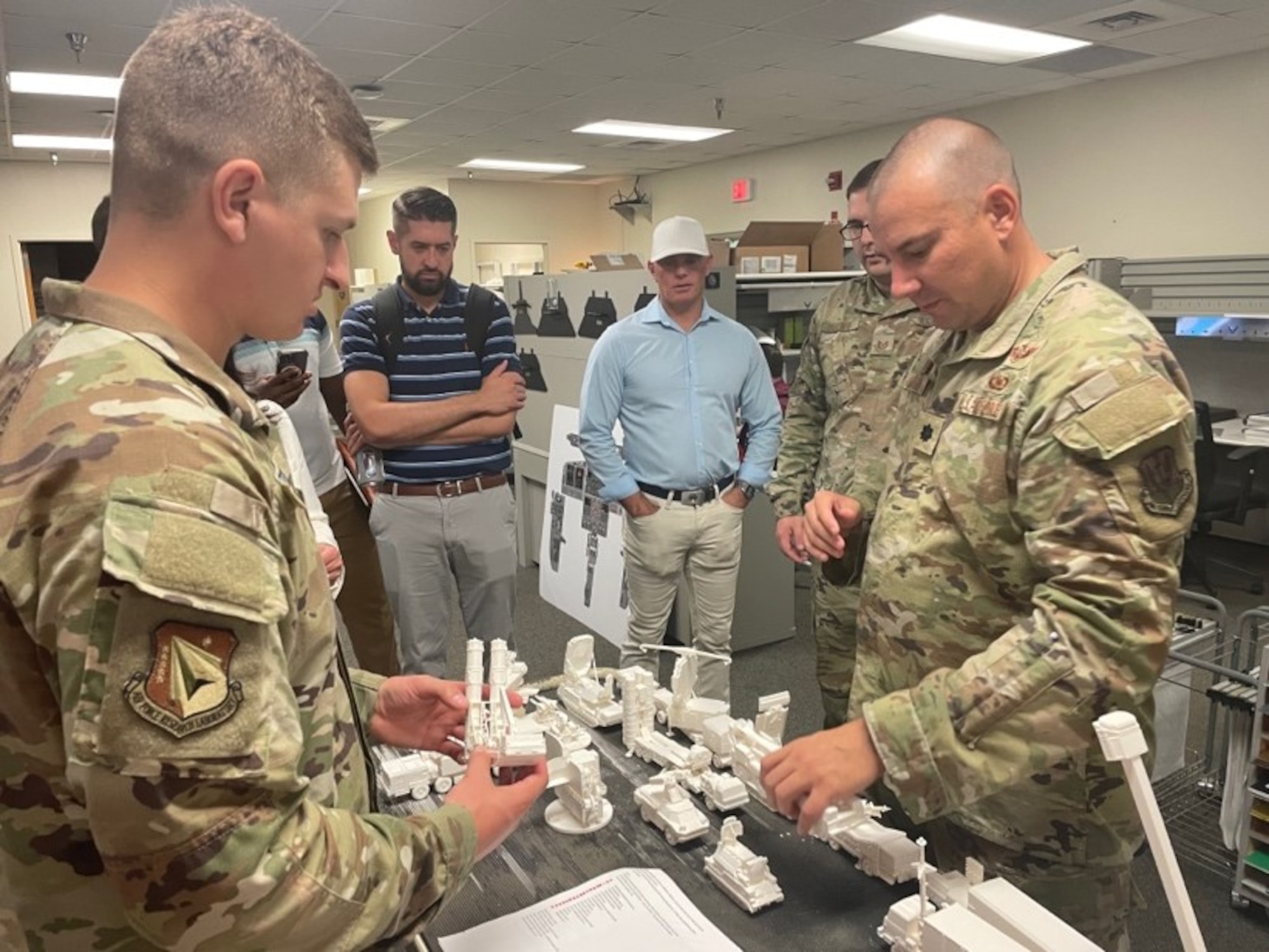 AFRL Bluing Trip reinforces community, connections collaboration in ...