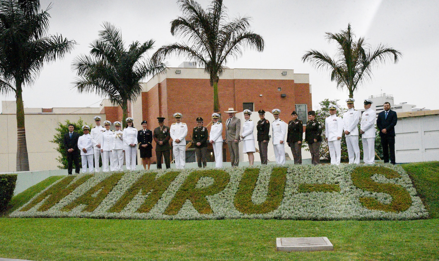NAMRU SOUTH Hosts Gen. Richardson for Tour of Research Facilities ...