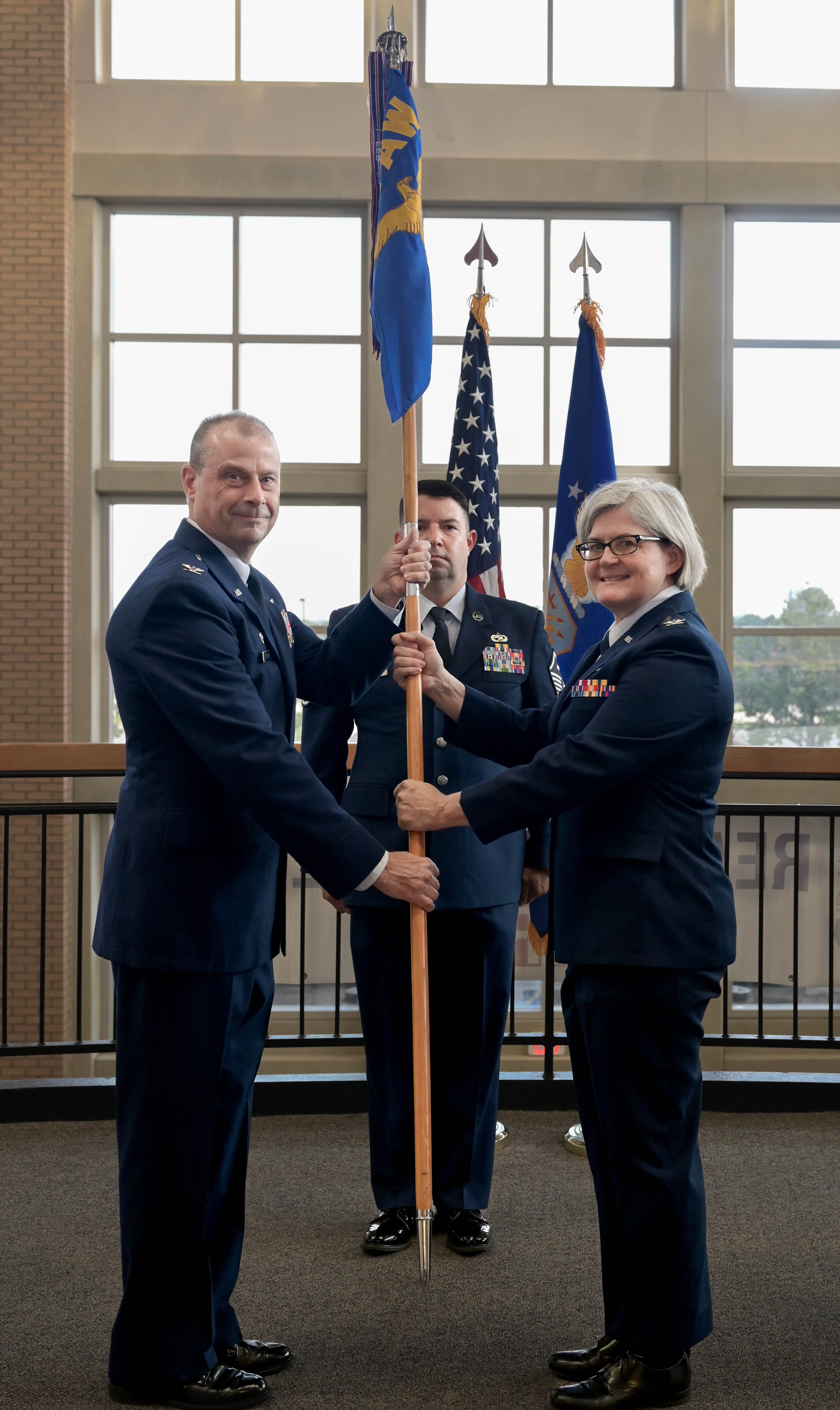 908th Aeromedical Staging Squadron Welcomes New Commander > Air Force ...