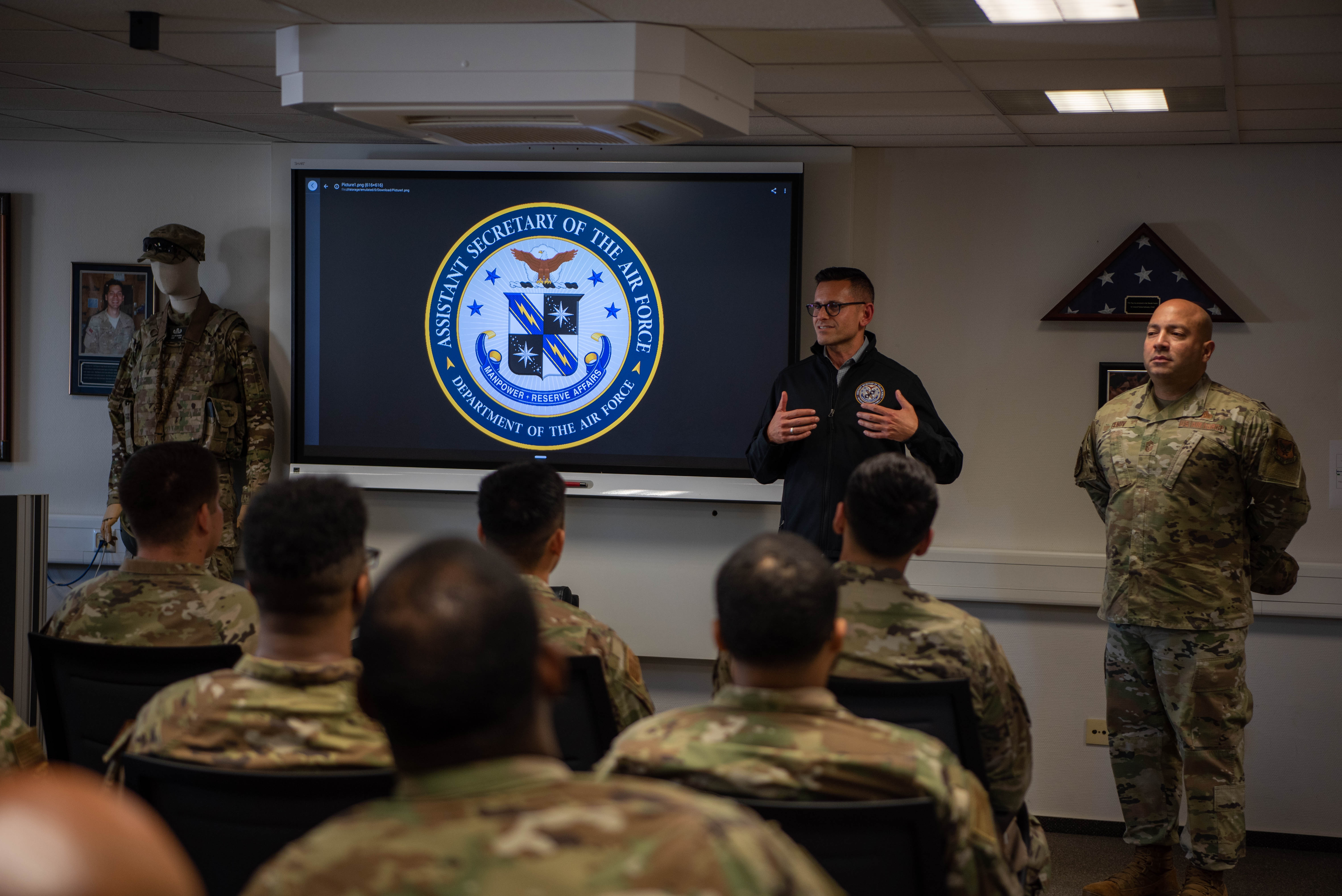 The SAF/MR and Command Chief visit Spangdahlem > Spangdahlem Air Base ...