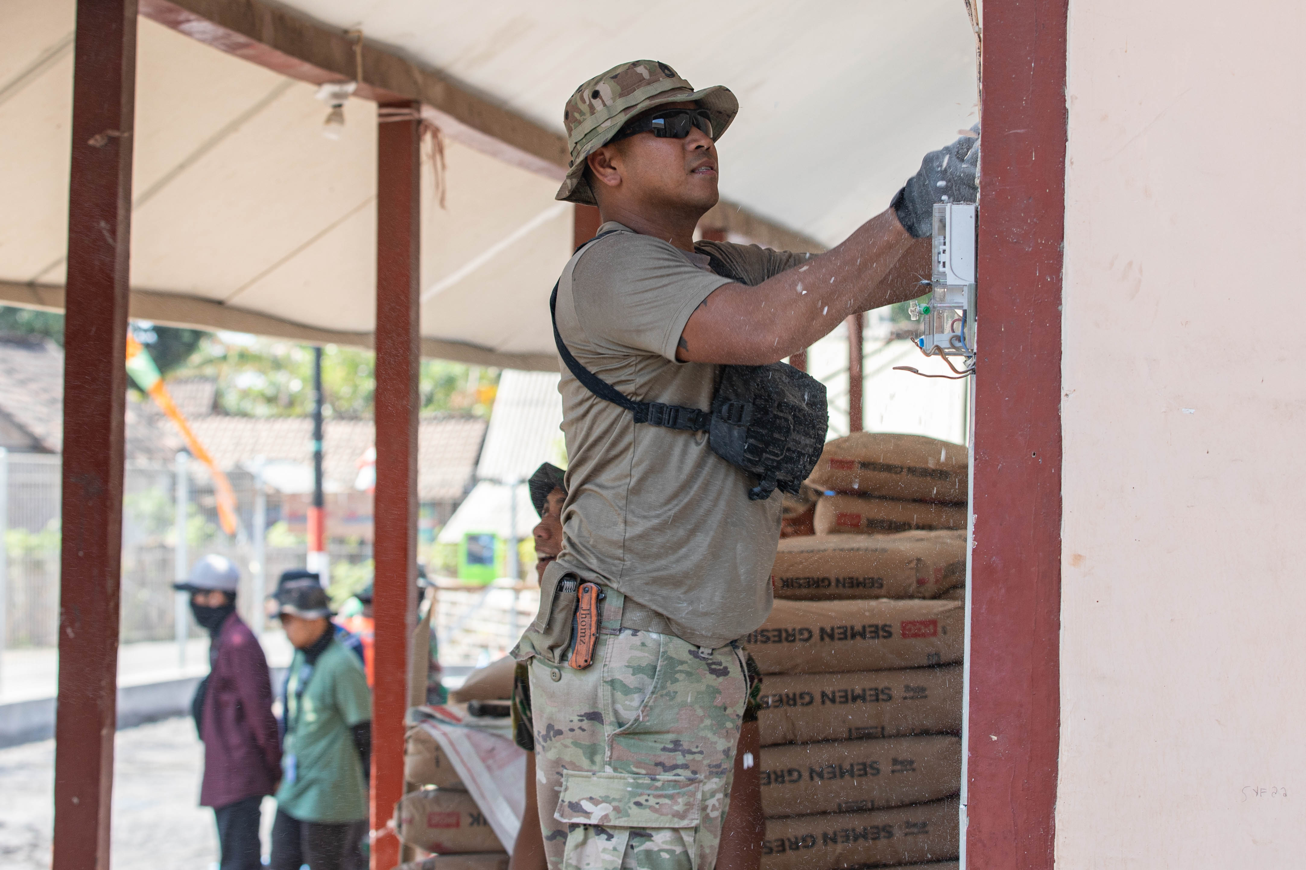 U.S. Army Reserve Soldiers restore school during Super Garuda Shield ...