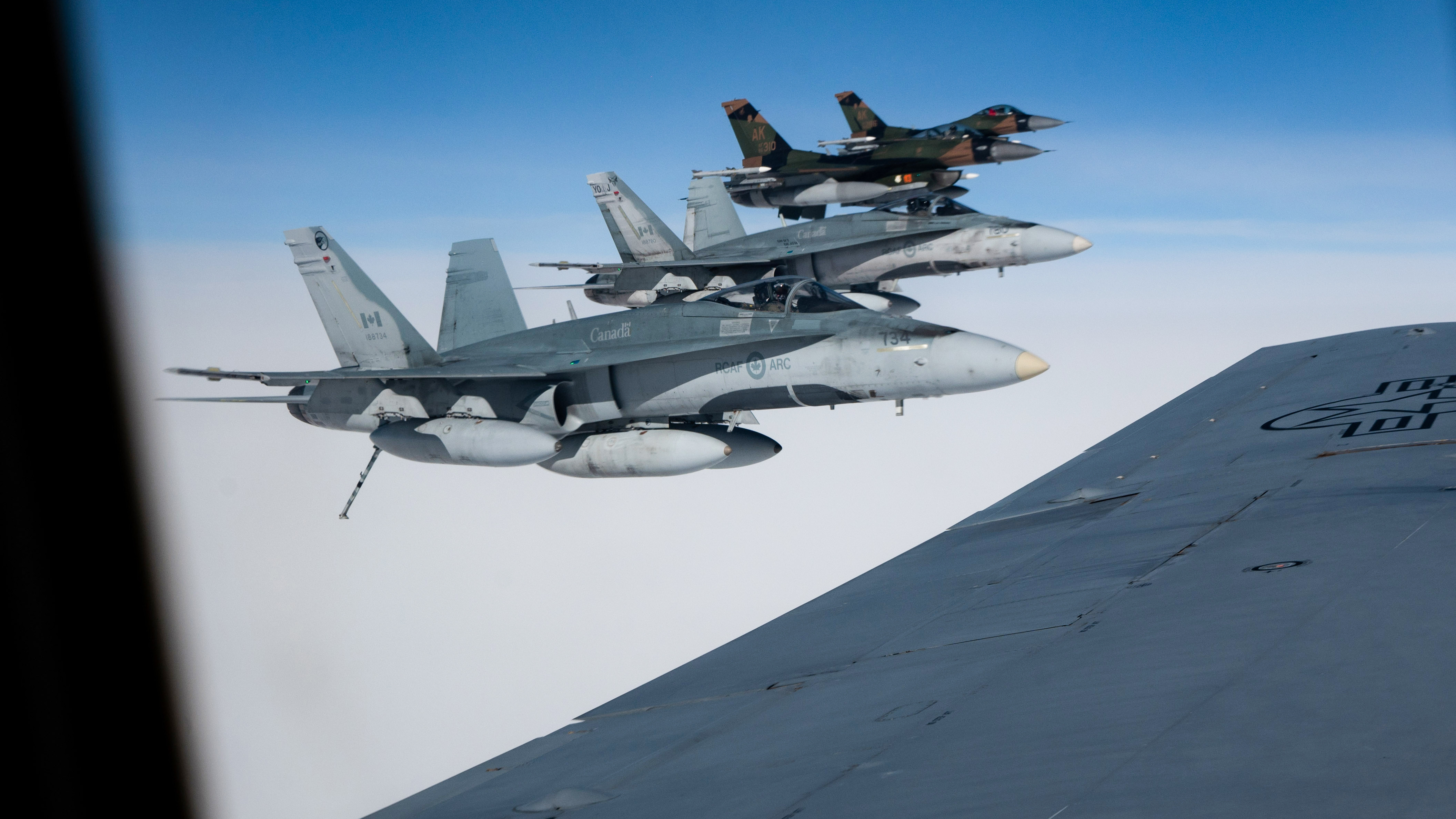 US, Canadian forces sharpen abilities in austere Alaskan region > Air ...