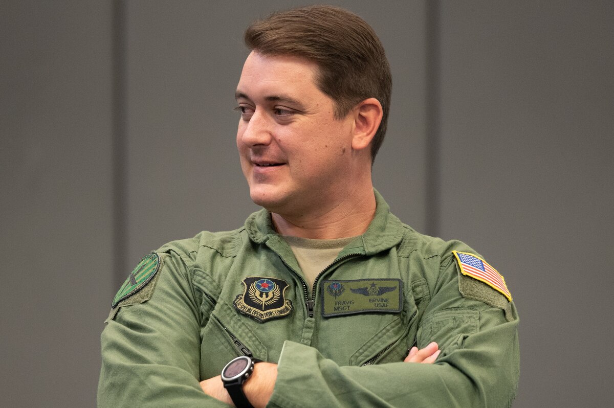 Air Force Aviators Set Eyes on Underrepresented Areas in Alaska ...