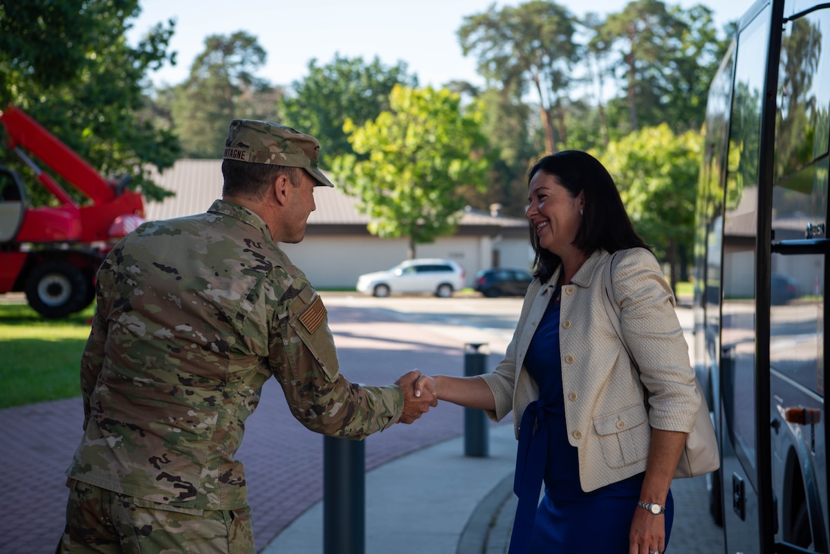 USECAF visits Ramstein AB > Ramstein Air Base > Article Display