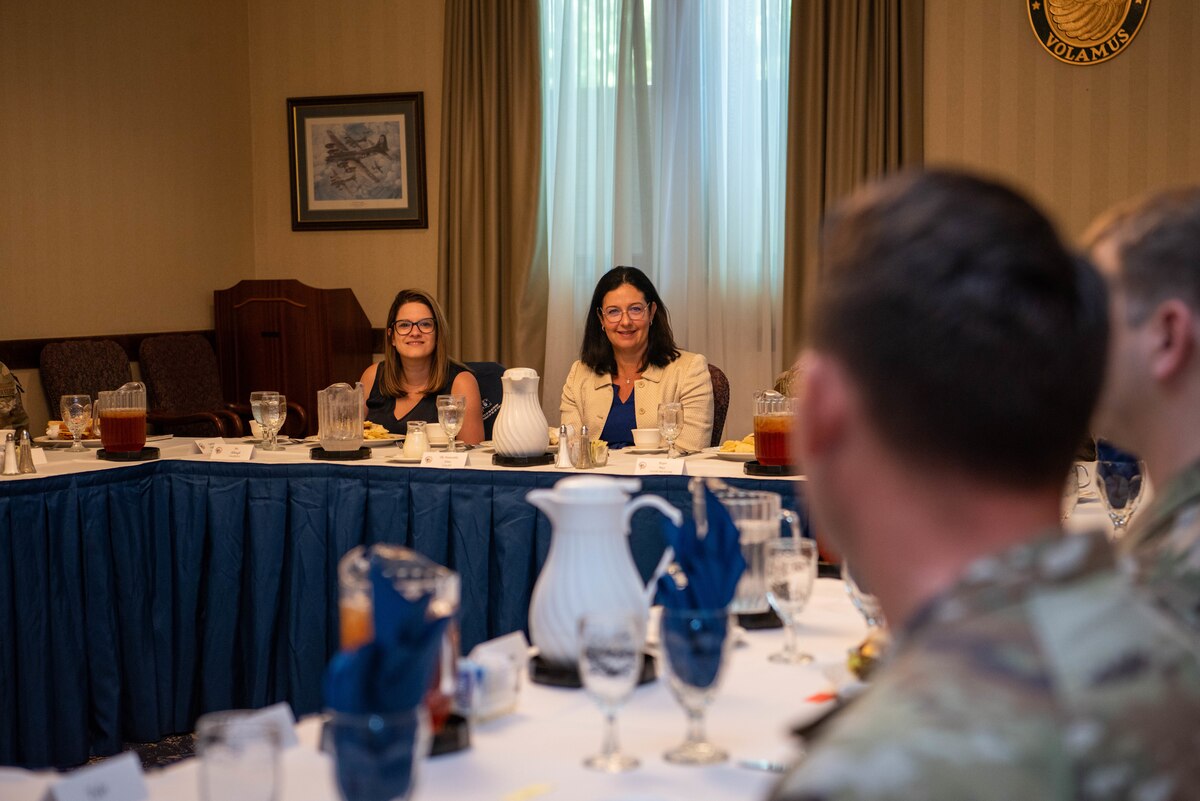 USECAF visits Ramstein AB > Ramstein Air Base > Article Display