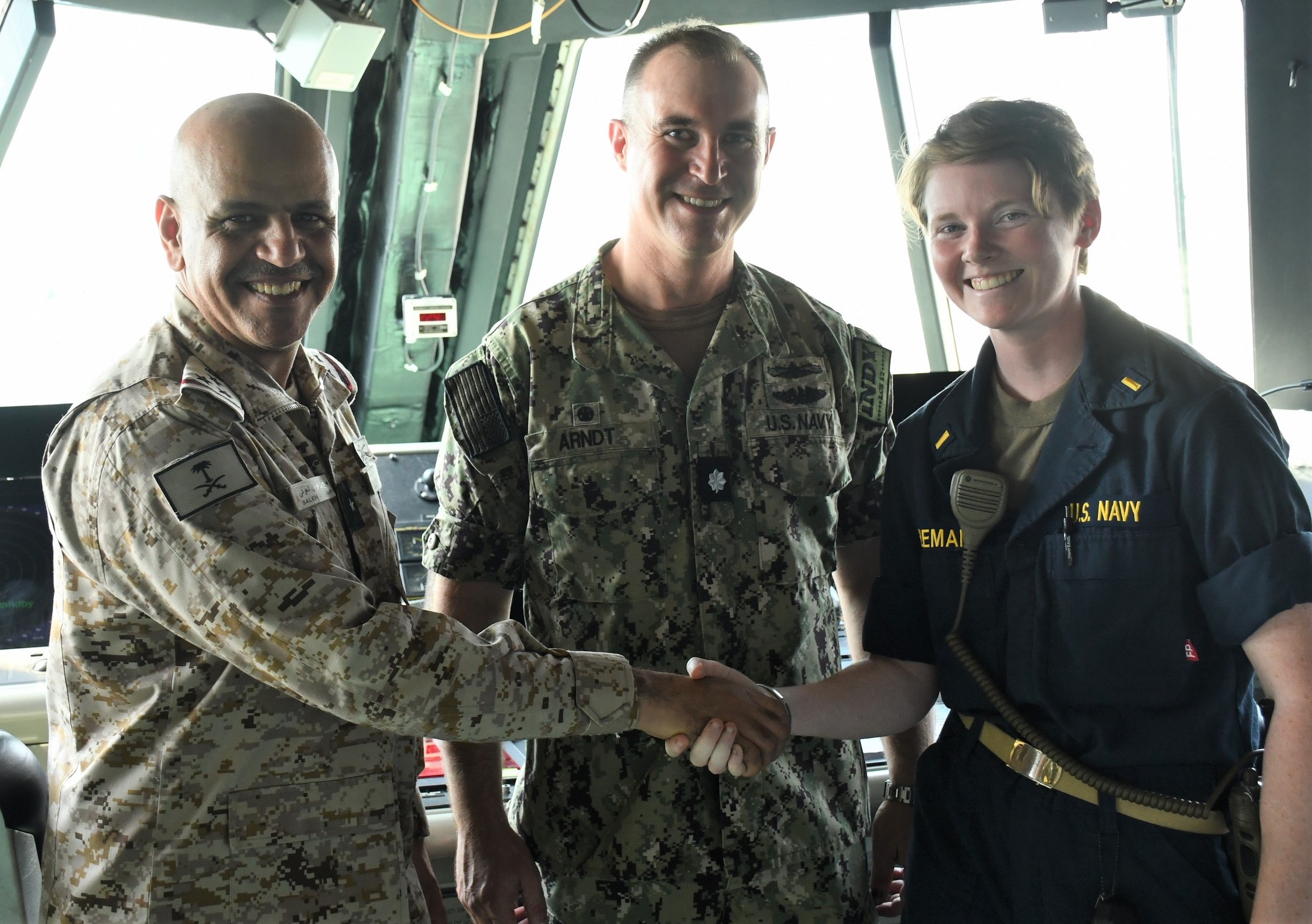 CTF Sentinel Commander visits USS Indianapolis > United States Navy ...