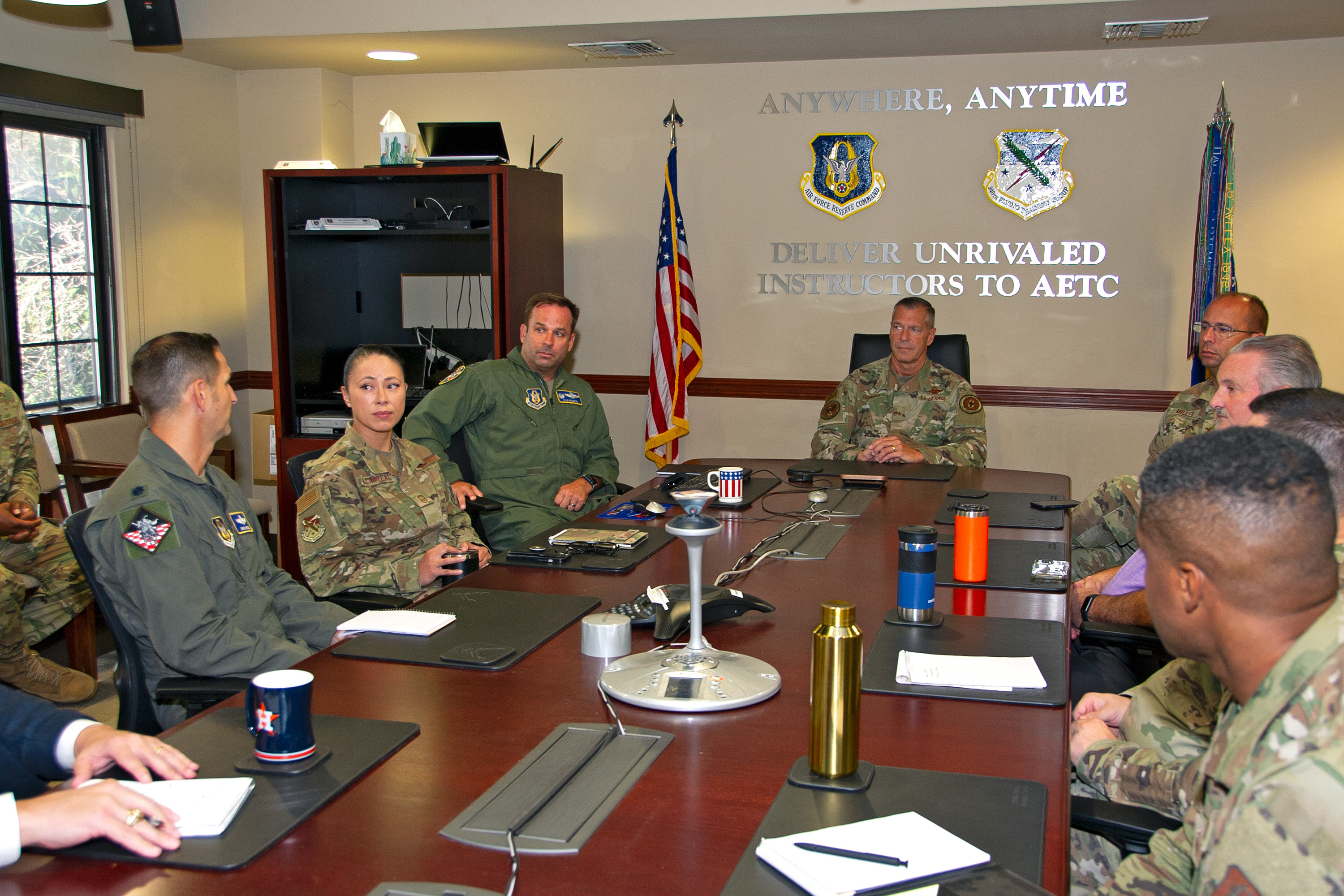 Mobilization assistant to AETC commander visits 340th FTG > Air ...