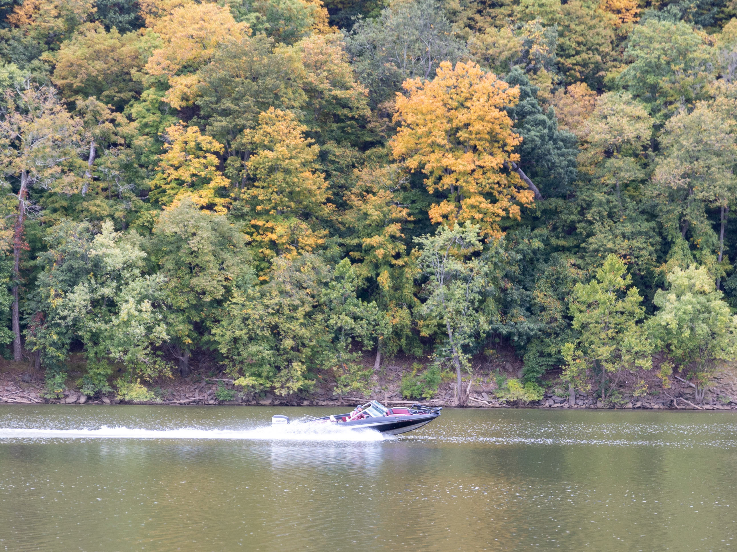 Volunteers bridge generations through conservation during National ...