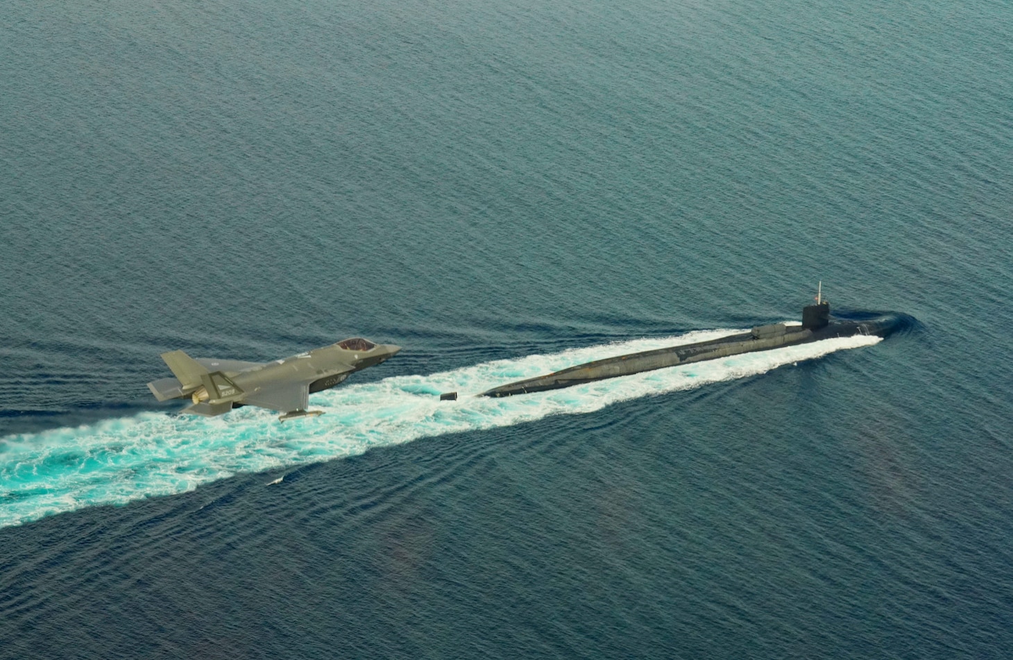 USS Florida (SSGN 728) completes joint exercise with Norwegian Forces ...