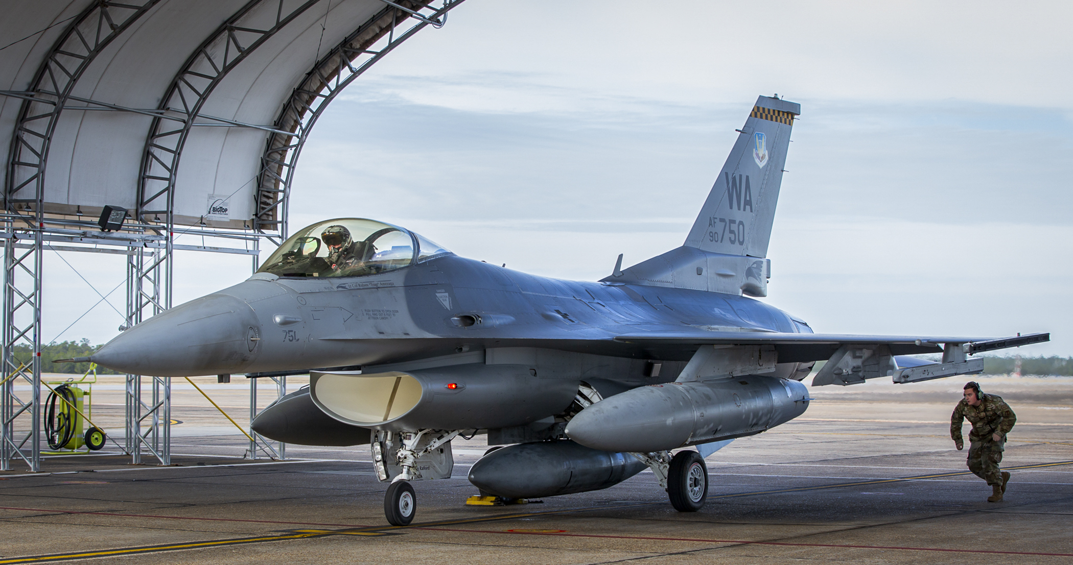 F-16s arrive to be modified for autonomous testing > Air Combat Command ...