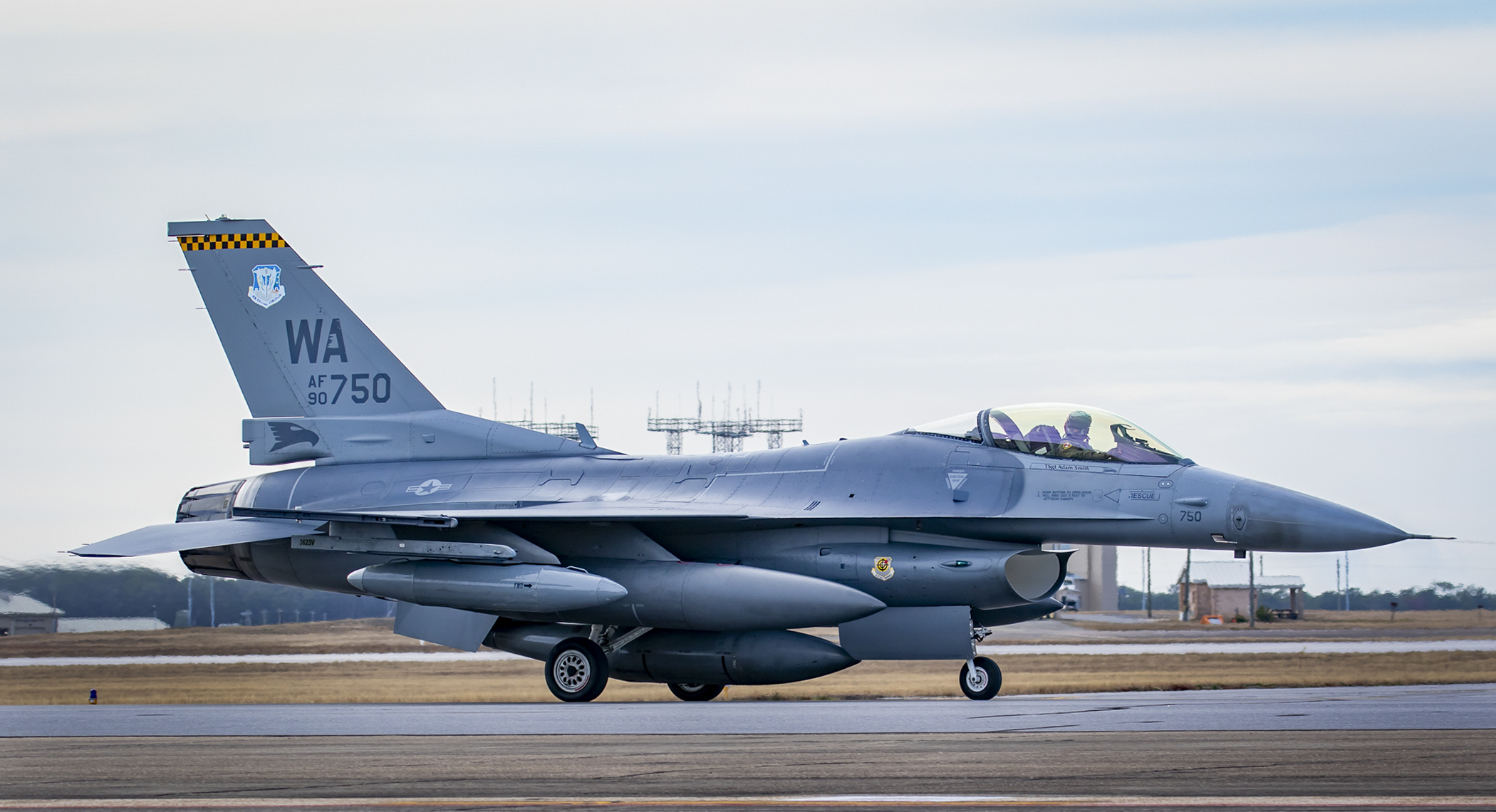 F-16s arrive to be modified for autonomous testing > Dyess Air Force ...