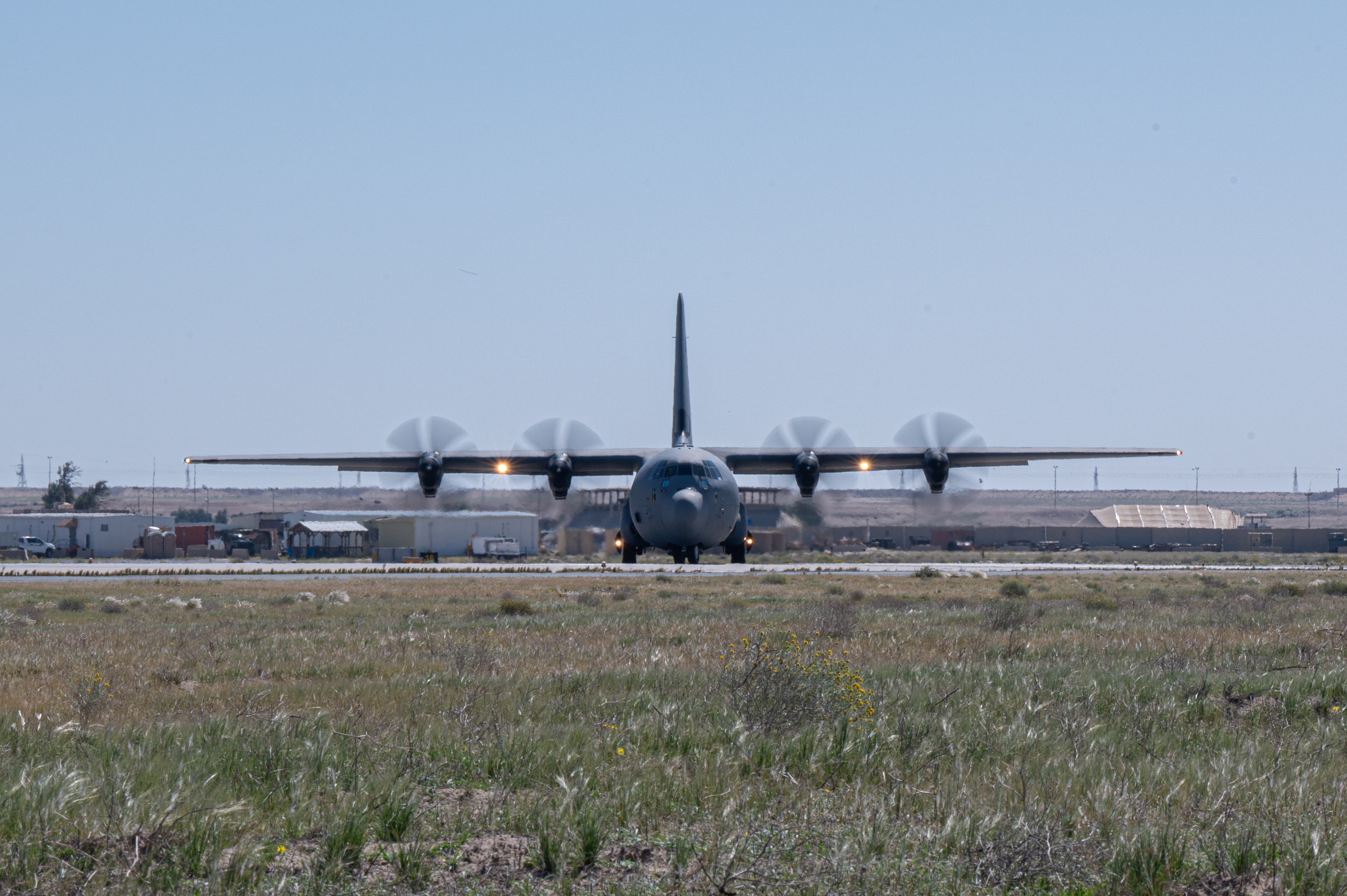 April 2 CENTCOM Conducts Humanitarian Airdrops into Gaza > U.S. Central Command > Press Release View