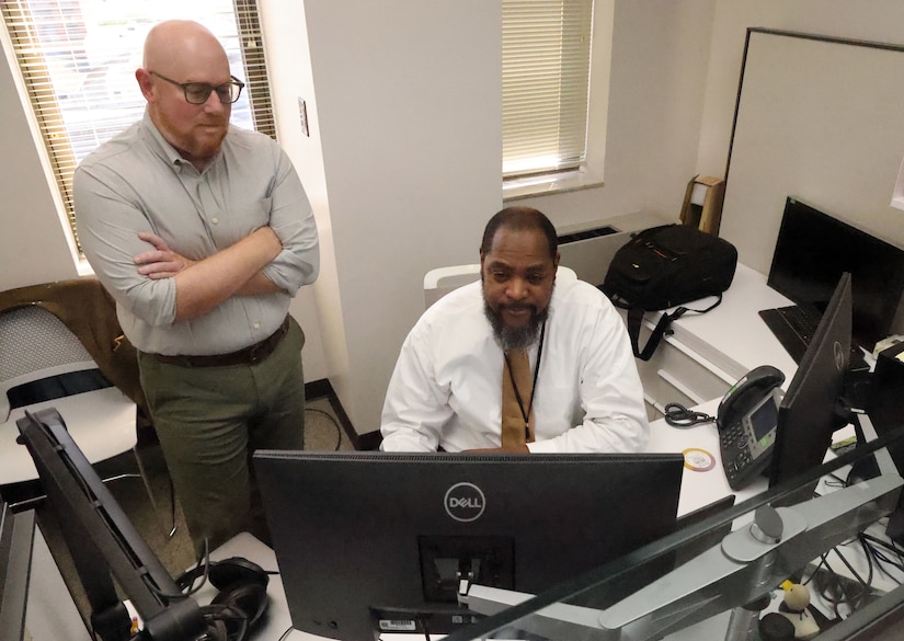 Gautney named USACE’s Public Affairs Officer of the Year > Mobile ...