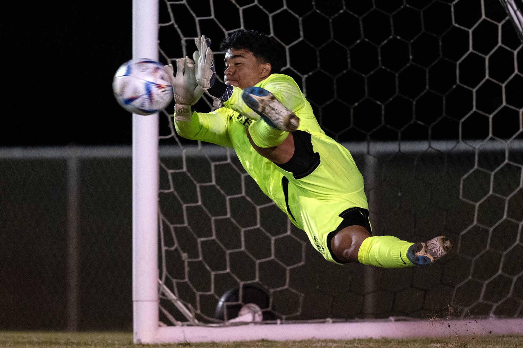 Army and Air Force remain unbeaten as they head to the championship ...