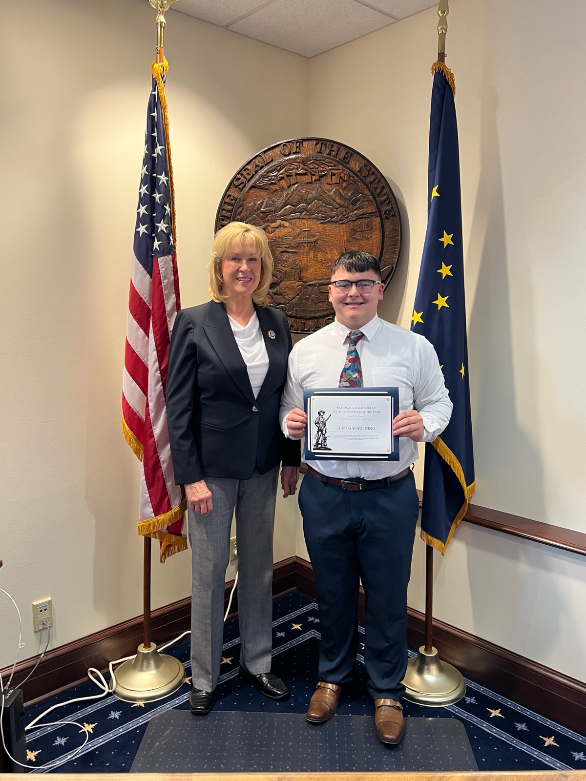 A selfless effort: Alaska National Guard teen wins NG Youth Volunteer ...