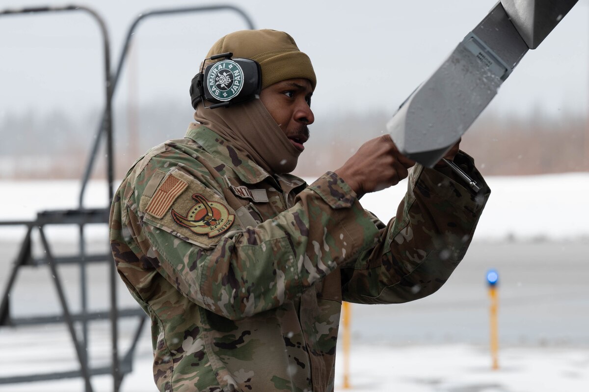 18th FGS wins first quarter load competition > Eielson Air Force Base ...