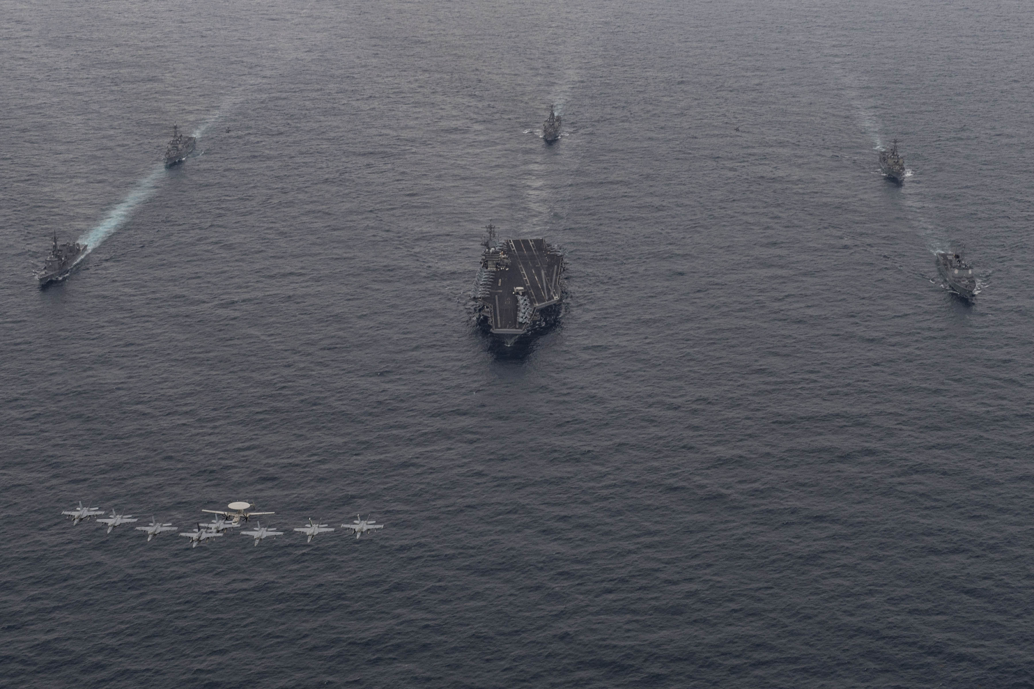 Japan, Republic of Korea, U.S. Navies Partner in Trilateral Maritime ...