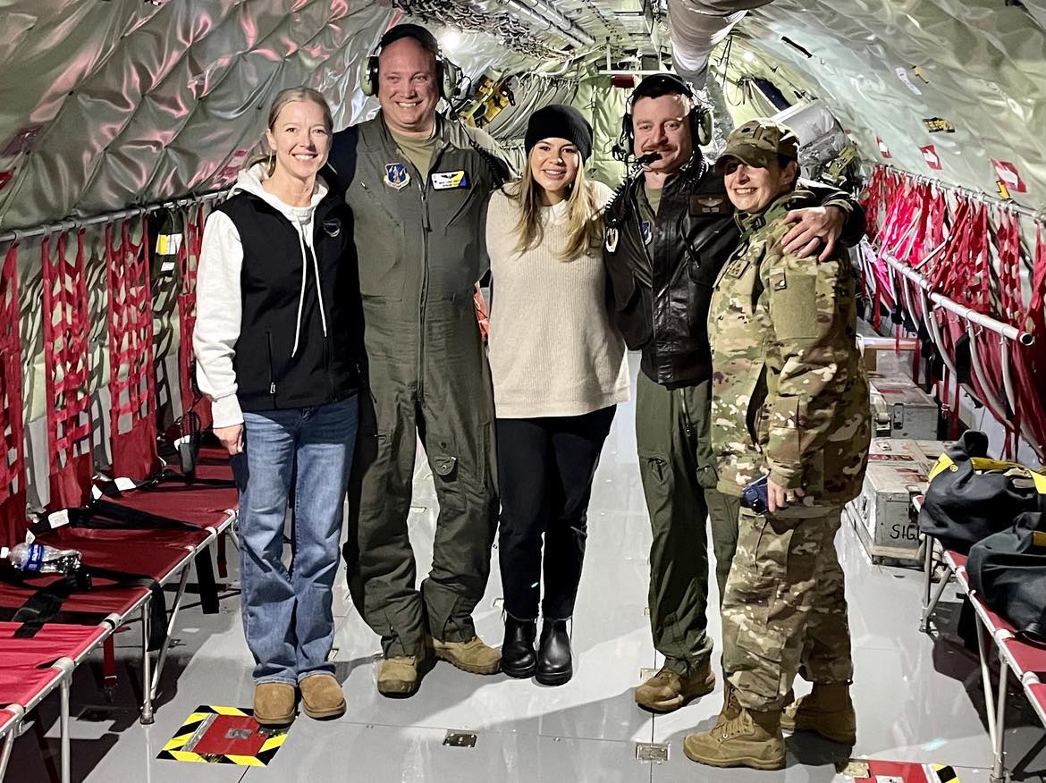 Local civic leaders fly with Team Kingsley > Air National Guard ...