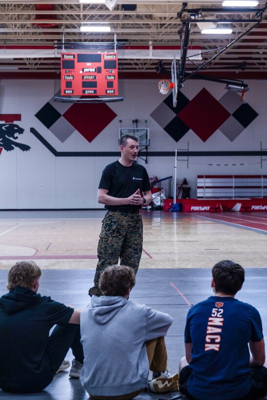 RSS Kenosha’s leads Wilmot Union Highschool’s Gym Classes For A Day!