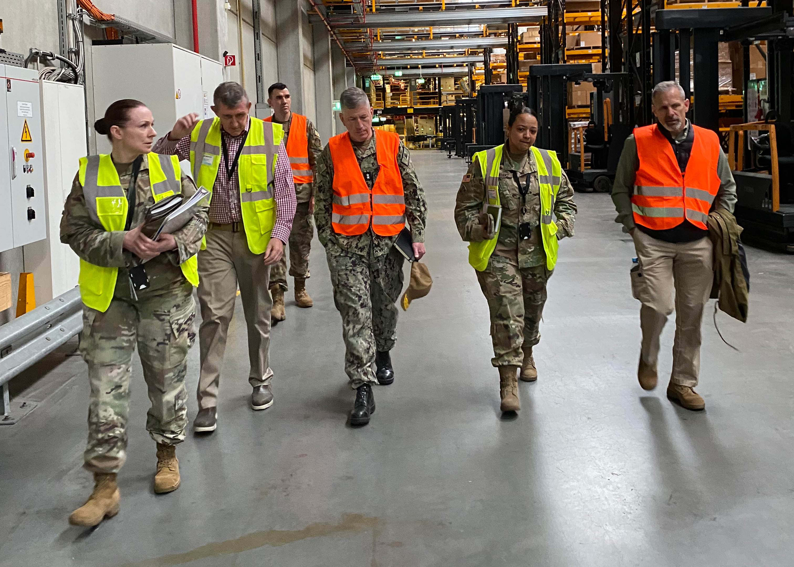 DLA leaders learn more about DLA Distribution Europe, Expeditionary ...