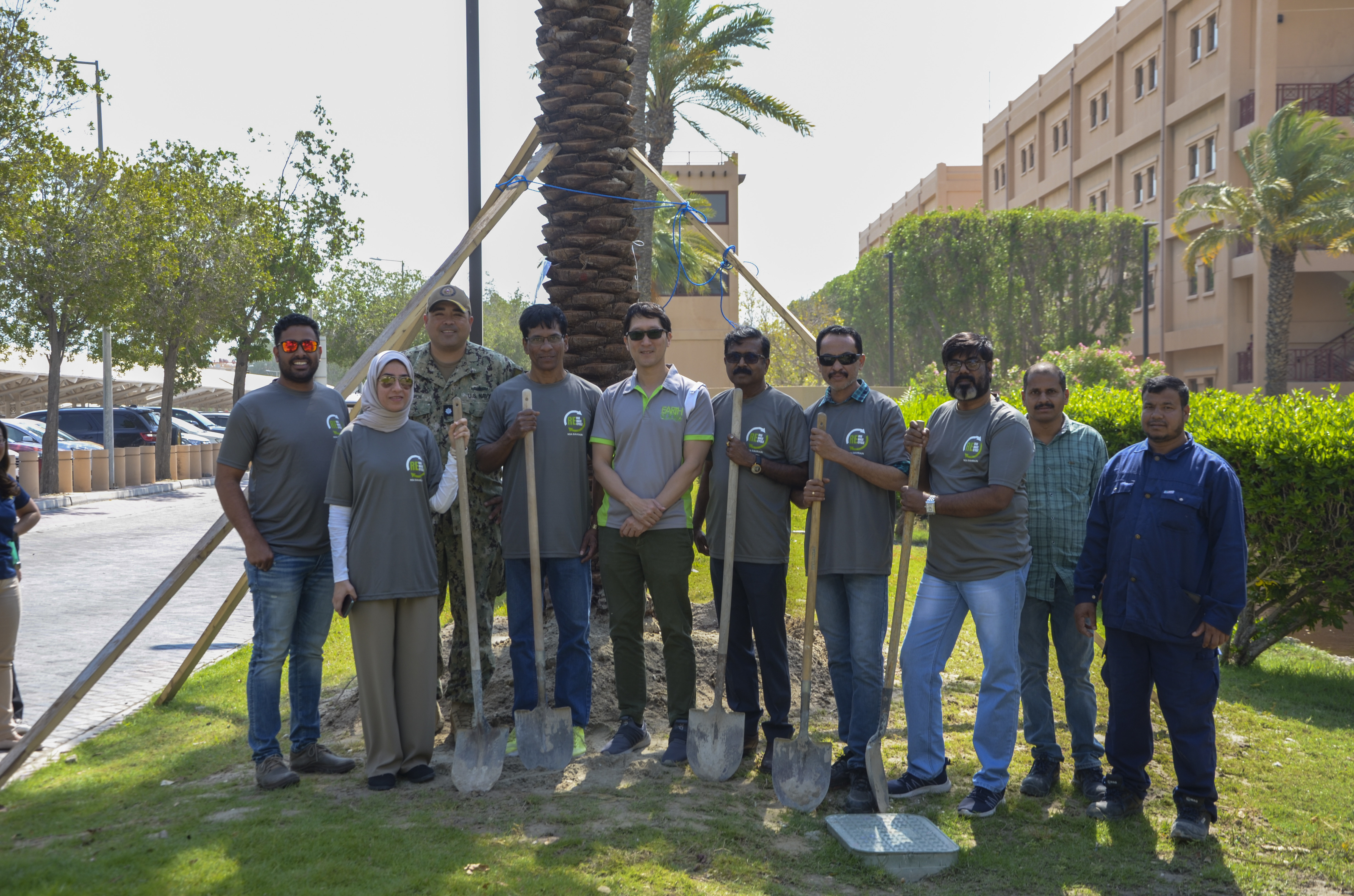 Going Green: NSA Bahrain Sows Seeds for Earth Day > Commander, Navy ...