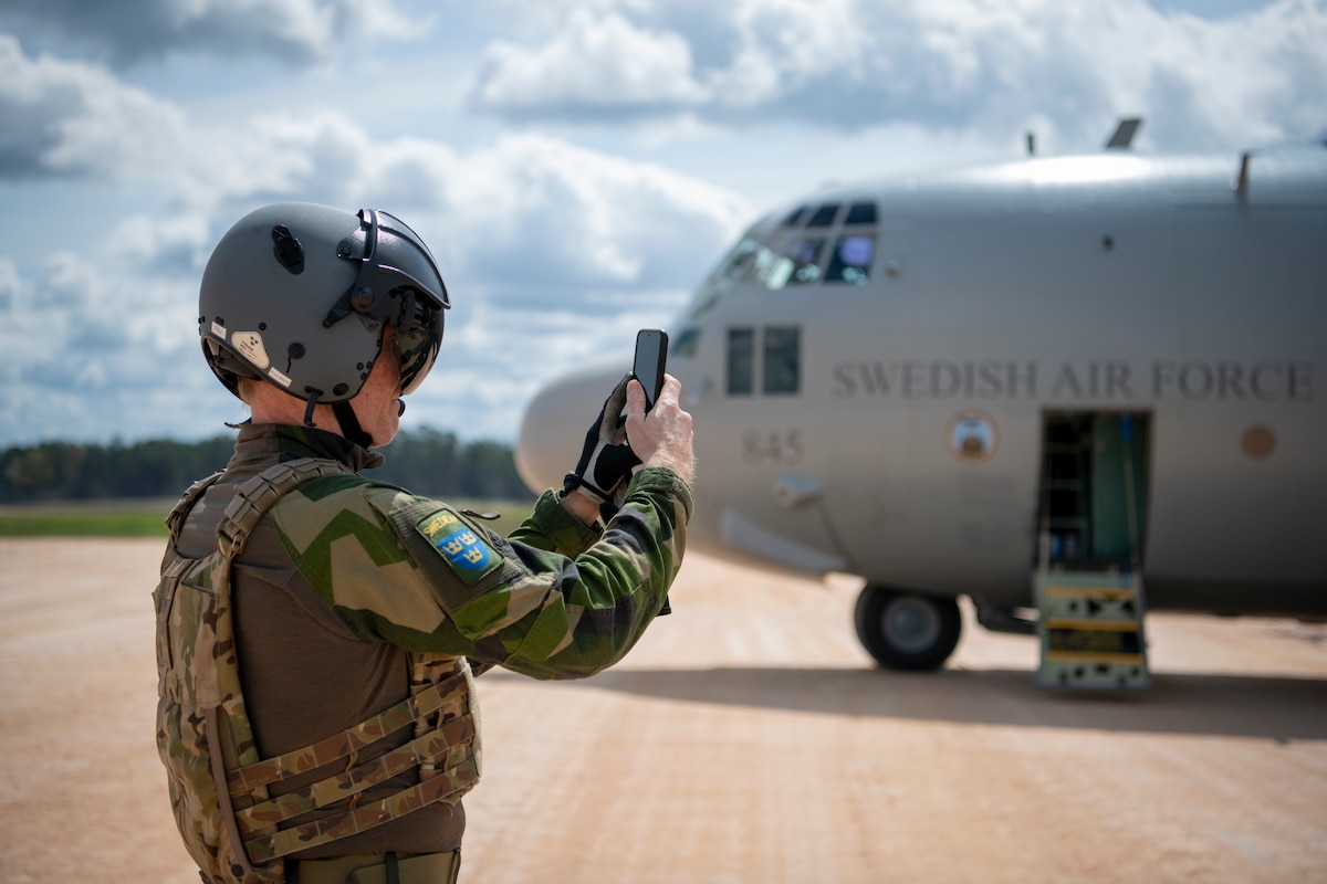 721st, 821st CRS support Exercise STORM FLAG, 82nd Airborne Division ...