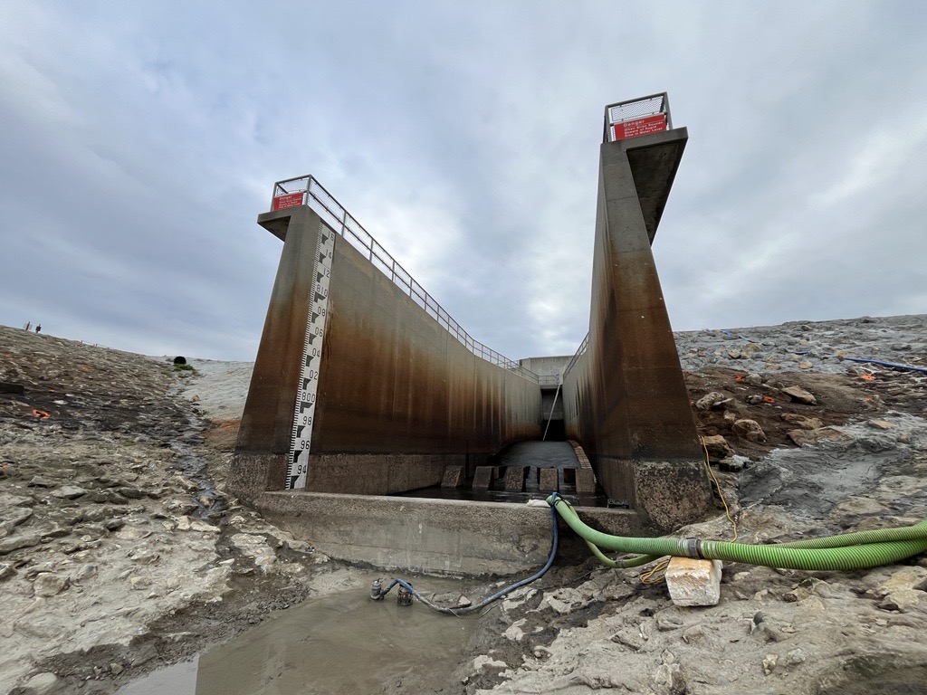 Smithville Lake conducts vital periodic inspection of dam to ensure ...