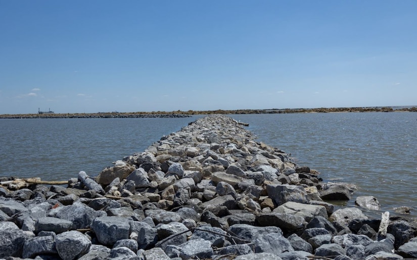 Mobile Harbor Deepening Project Beneficial Use of Dredging Material ...