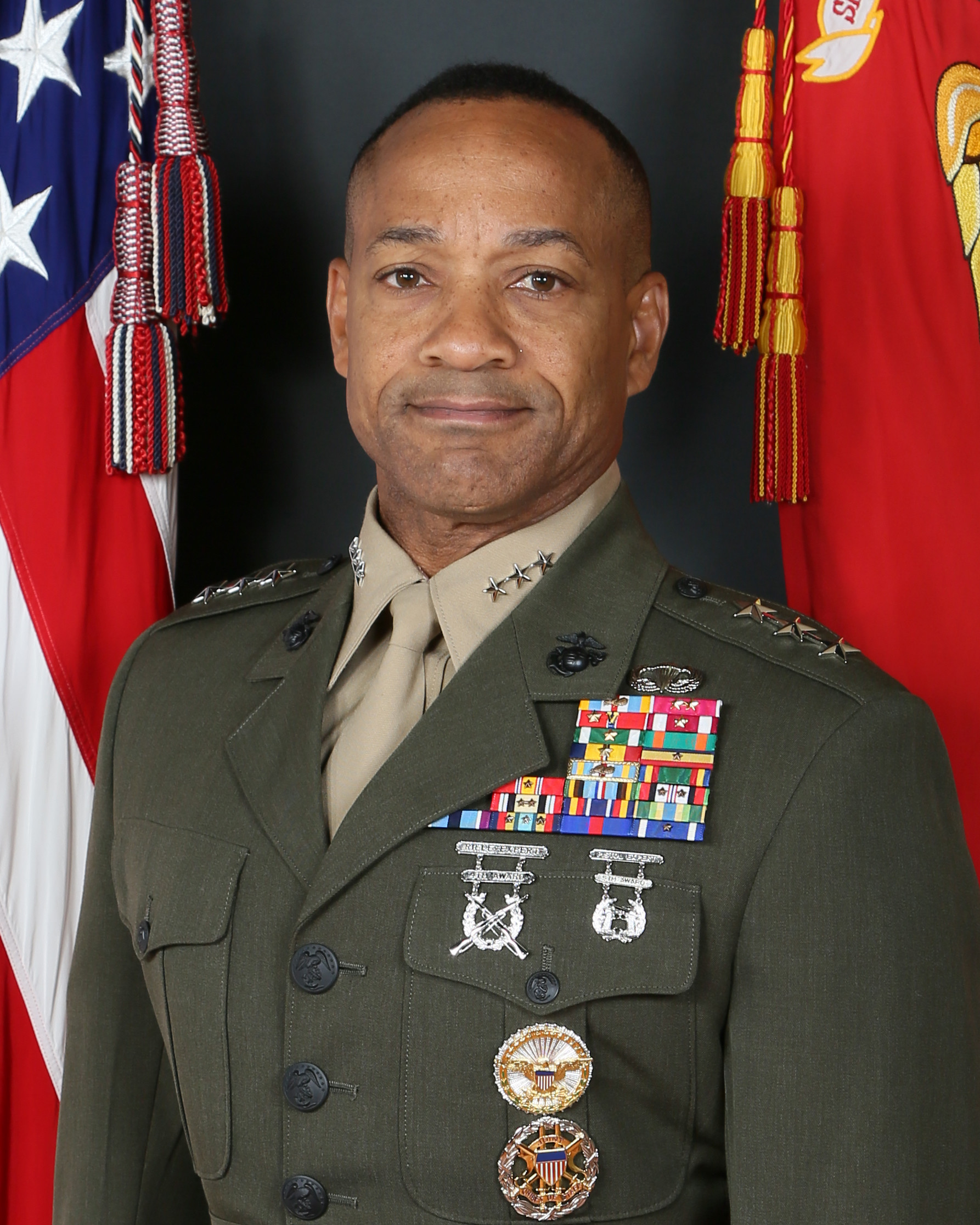 Lieutenant General Calvert L. Worth Jr. > II Marine Expeditionary Force > Leaders