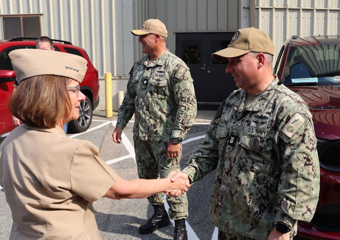 CNO Visits HII-NNS for Quality of Service Updates