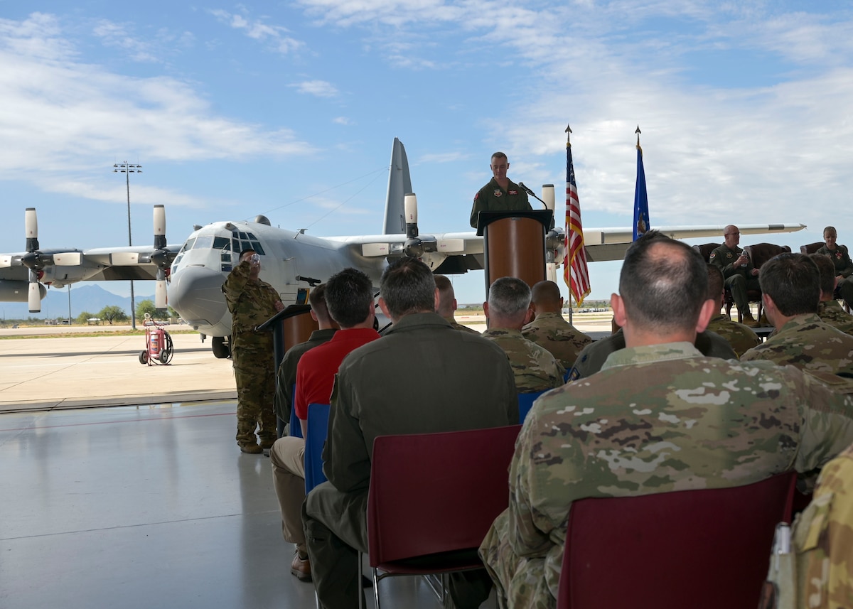 55th ECG change of command > Offutt Air Force Base > Article Display