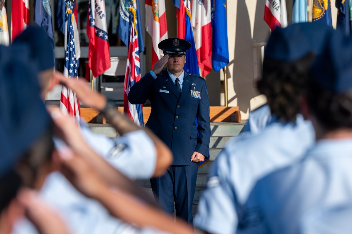 15th Medical Group Change of Command Cermony > 15th Wing > Article Display