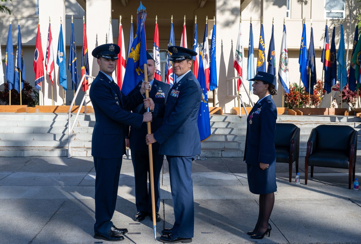 15th Medical Group Change of Command Cermony > 15th Wing > Article Display