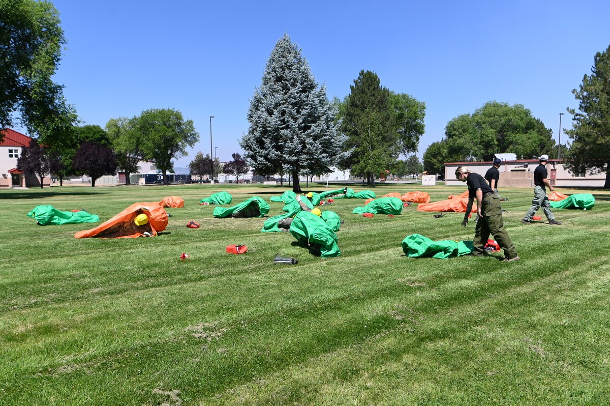Team Kingsley Airmen support Oregon wildfire response > Air National ...