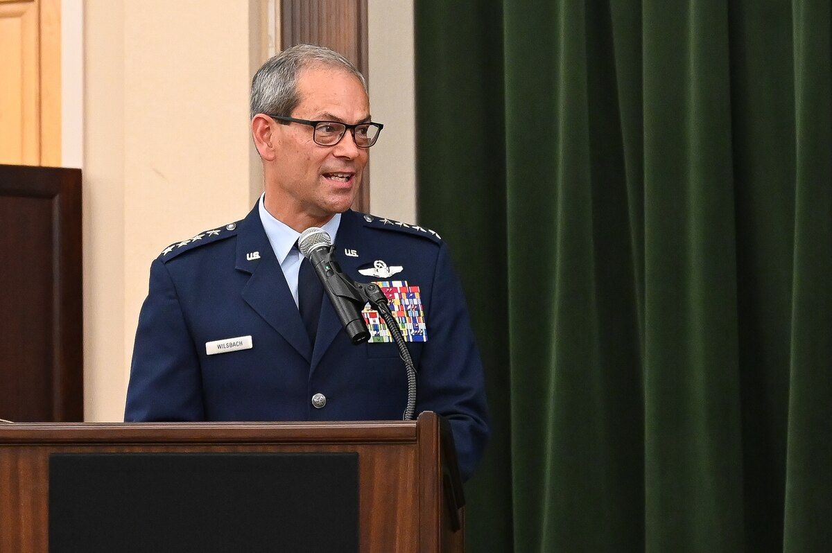 16th Air Force (AFCYBER) welcomes new commander > Sixteenth Air Force ...