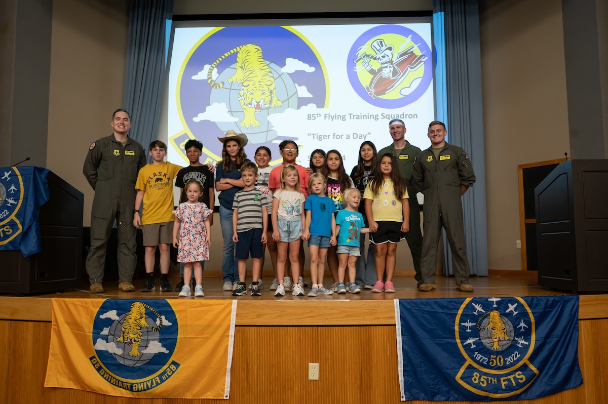 Tiger for a day with the 85th Flying Training Squadron > Air Education ...