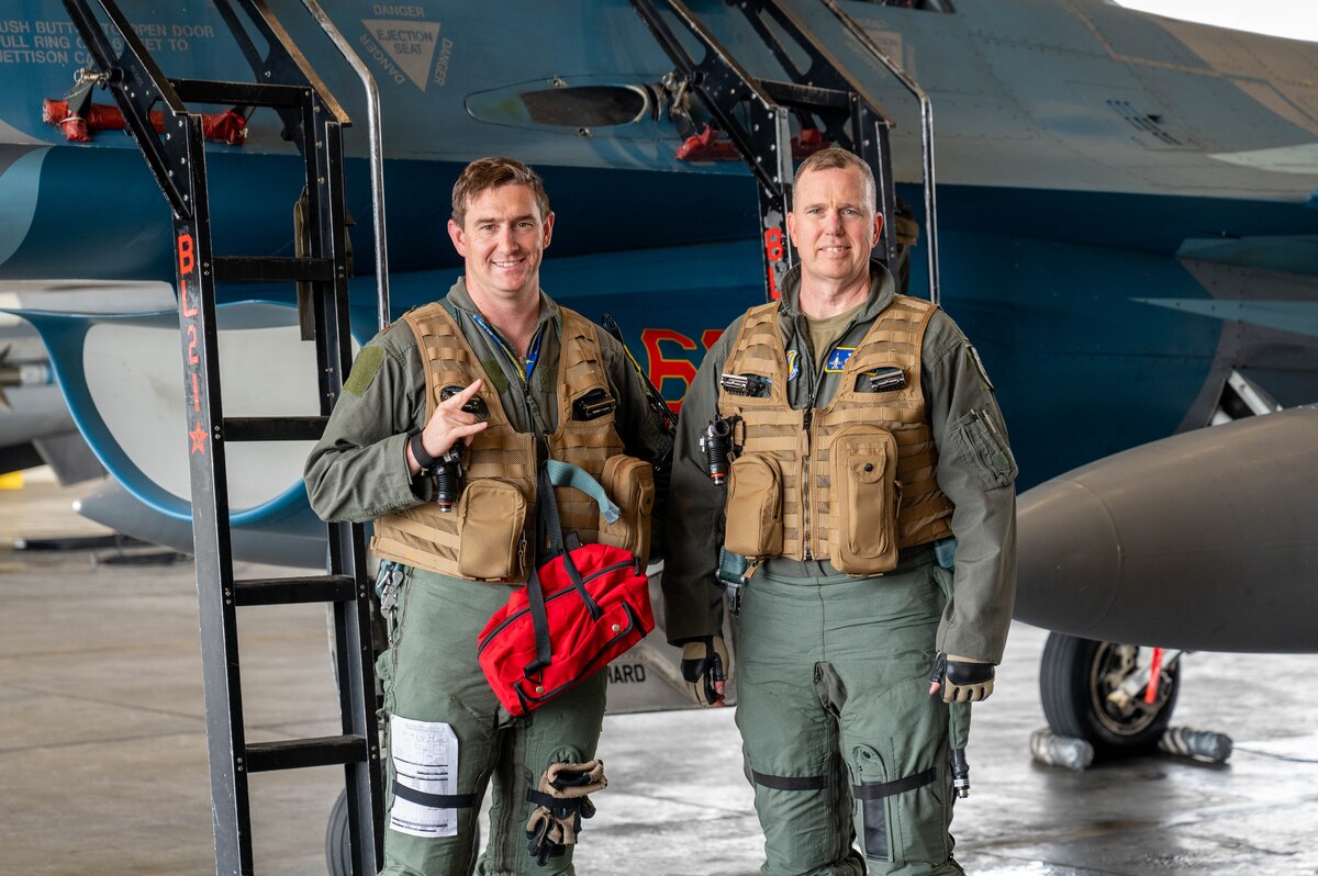 Gen. Guillot takes to the skies at Eielson > Eielson Air Force Base ...