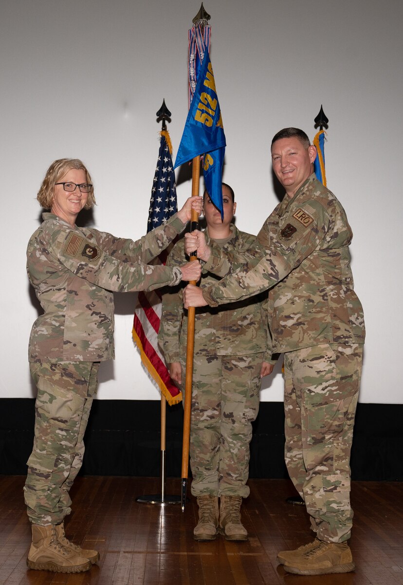 Wing welcomes new commander > 512th Airlift Wing > Article Display