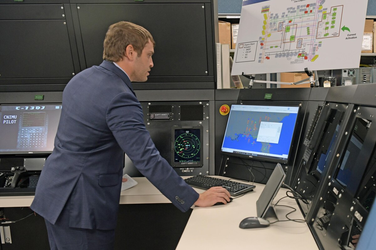 580th SWES: Cutting-edge software empowers warfighters > Robins Air ...