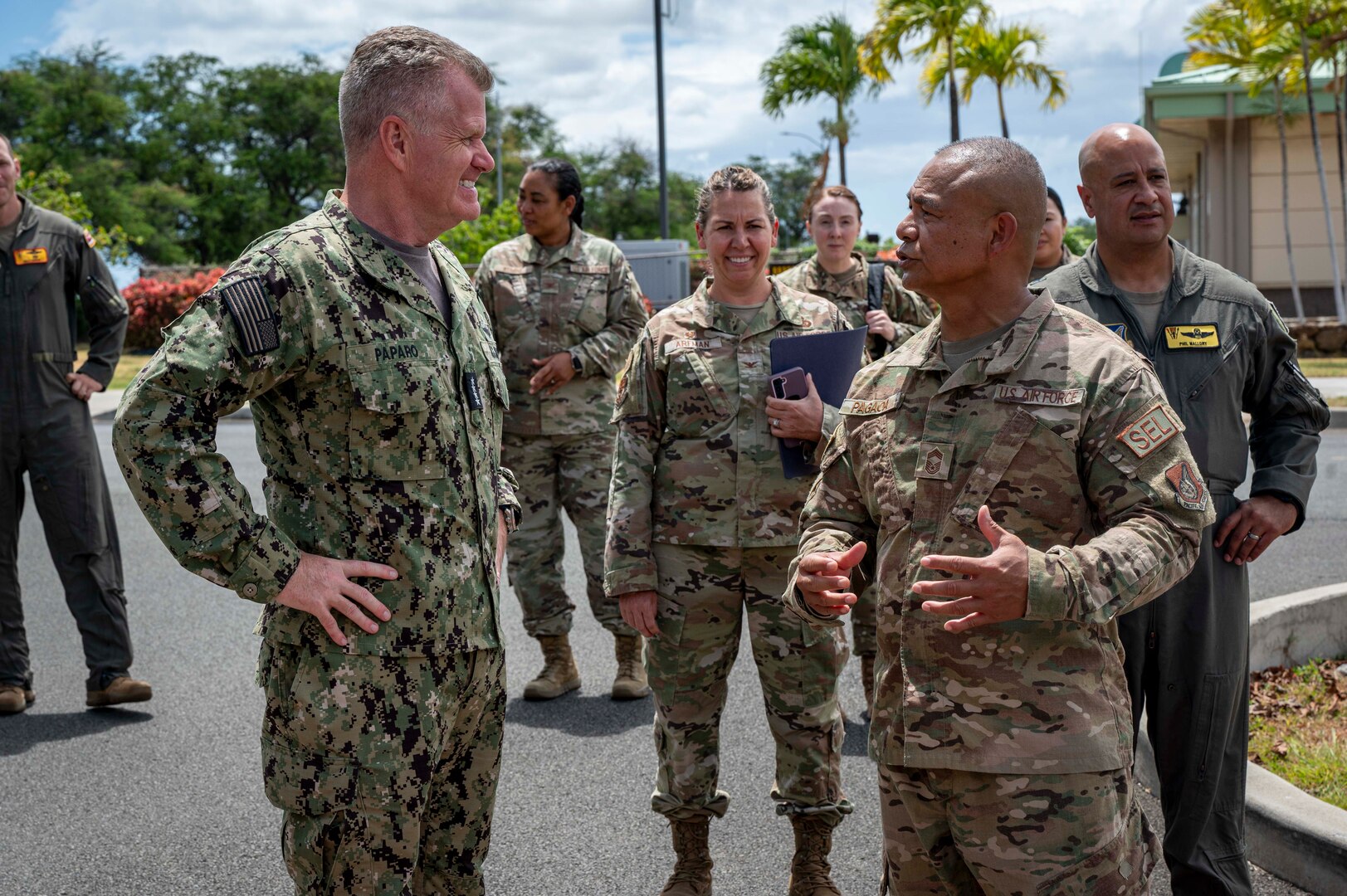 U.S. Indo-Pacific Commander Visits HIANG 154th Force Support Squadron ...