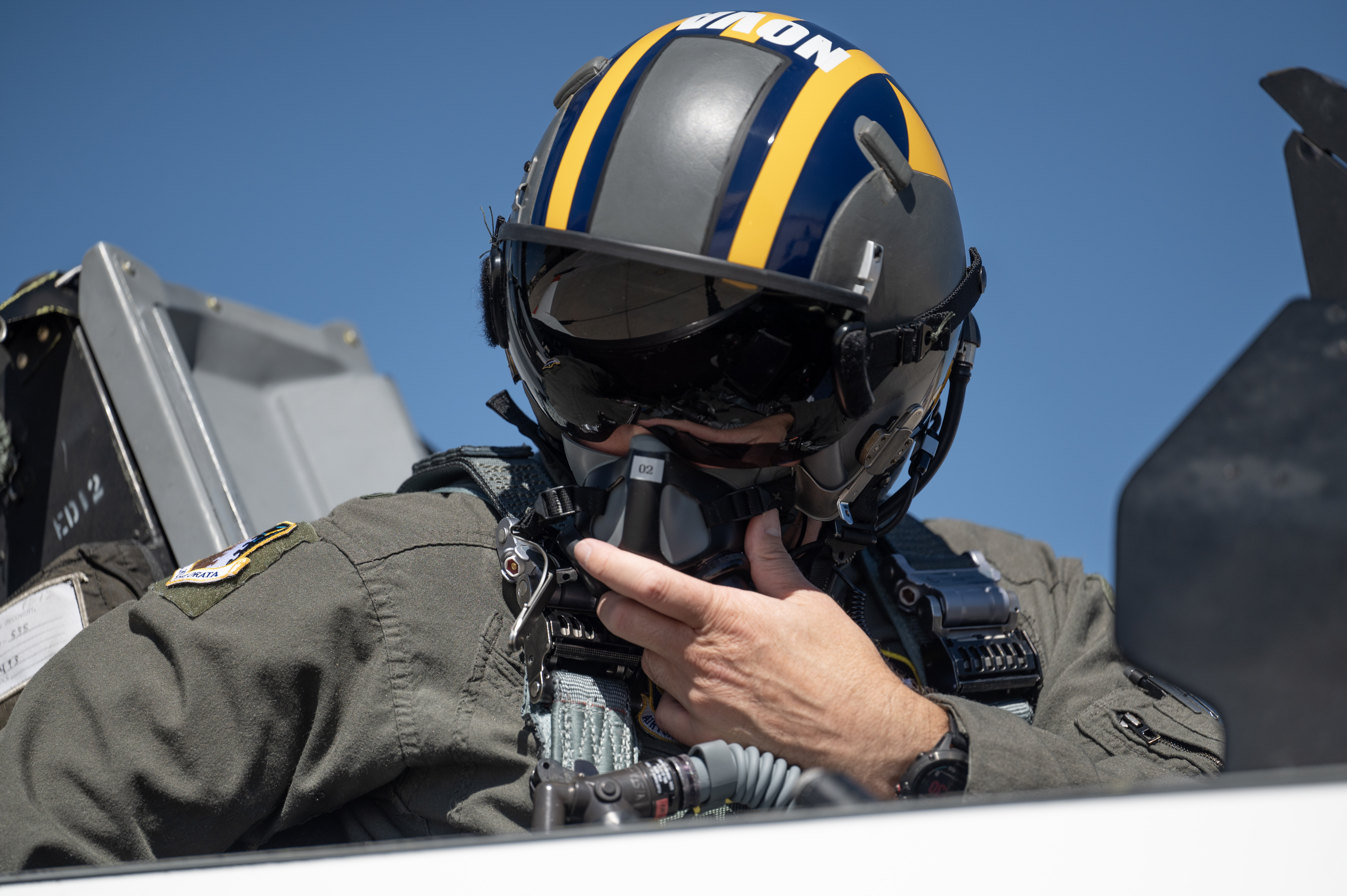 Cain takes first flight as AFTC commander > Air Force Test Center > News