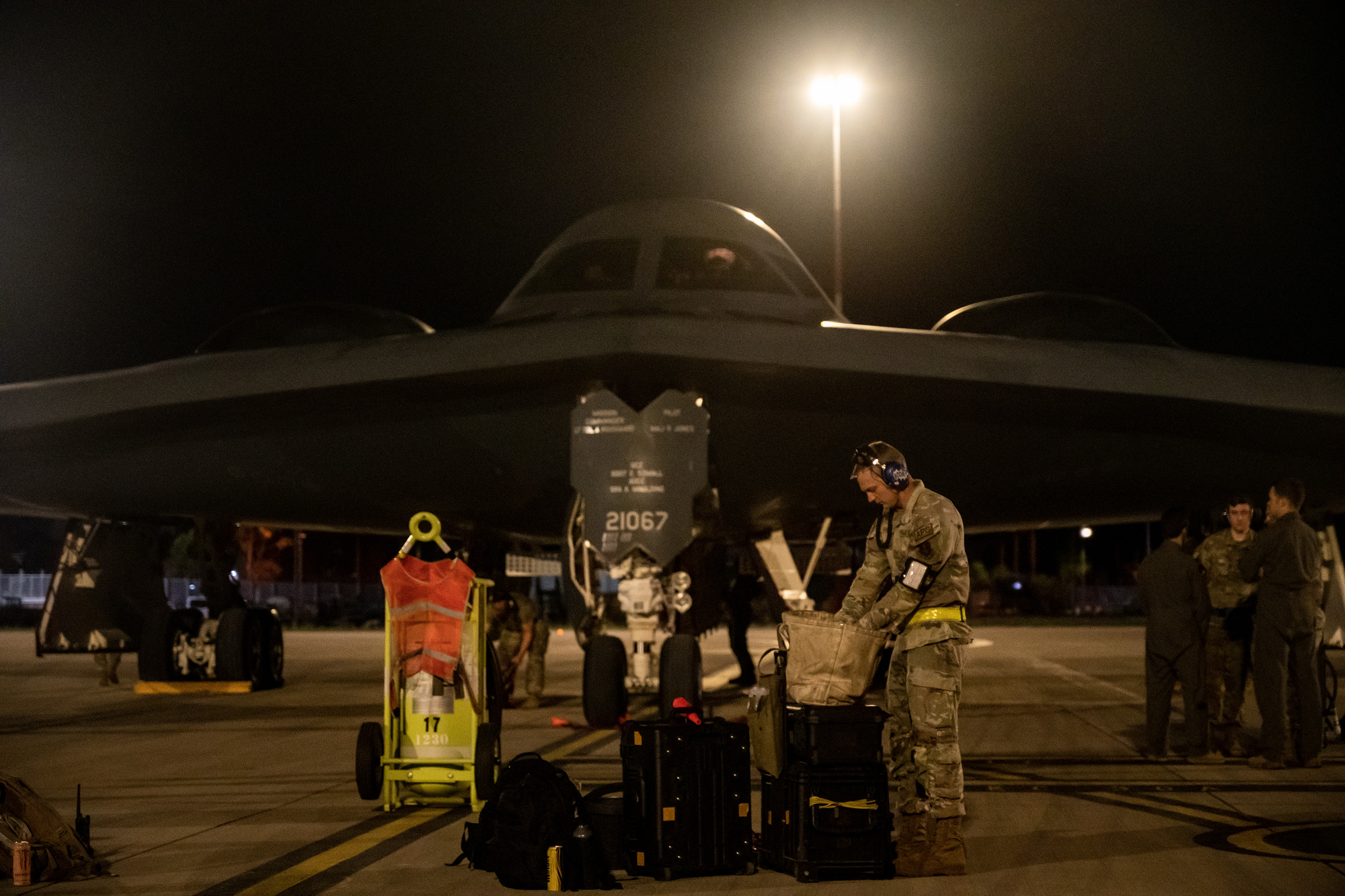 B-2 Spirit stealth bombers deploy to Australia in support of Bomber ...