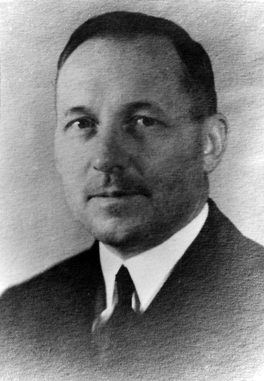 West Virginia's Skipper Makes Heroic Effort to Save Ship at Pearl ...