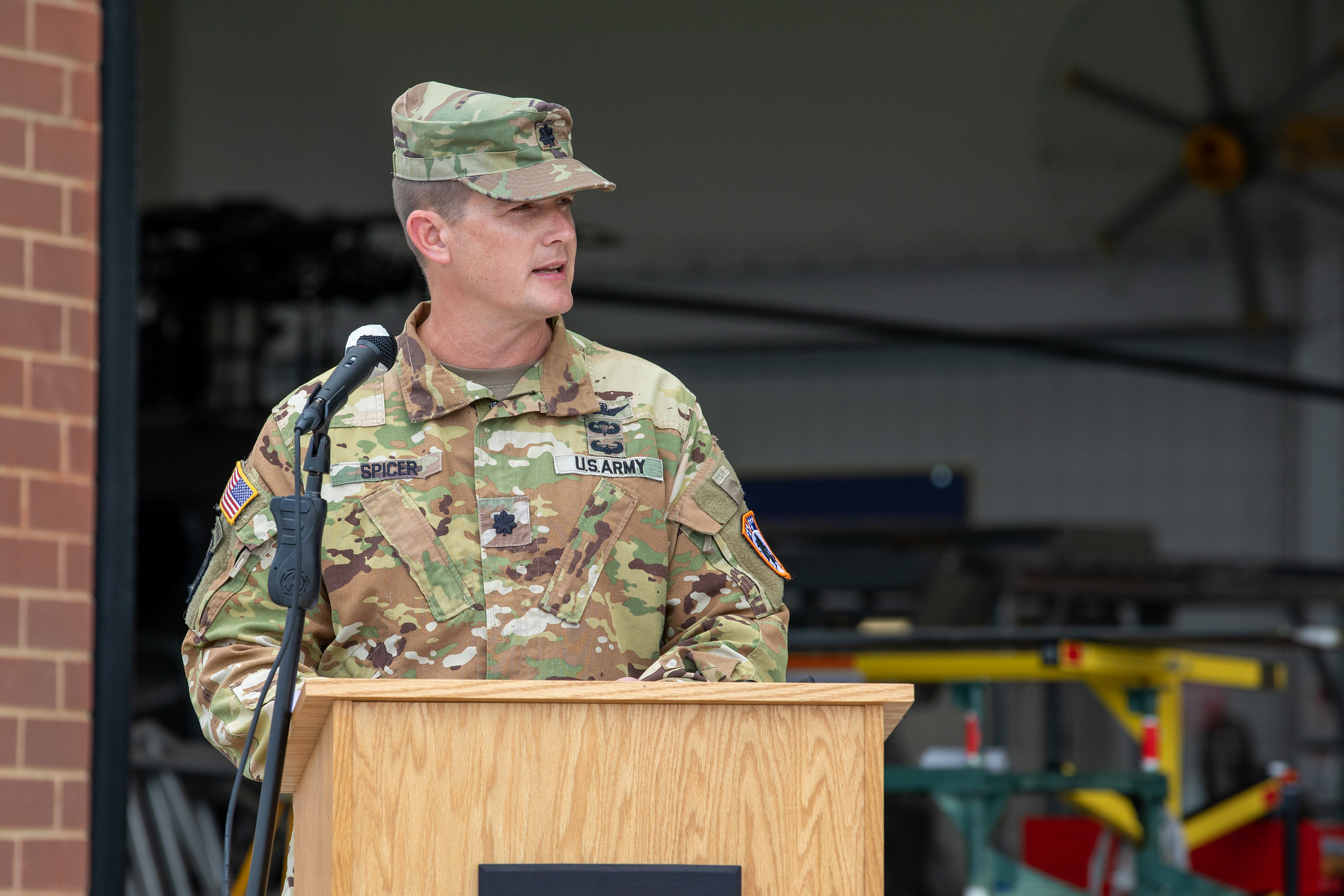63rd Theater Aviation Brigade welcomes new commander > Kentucky Guard ...
