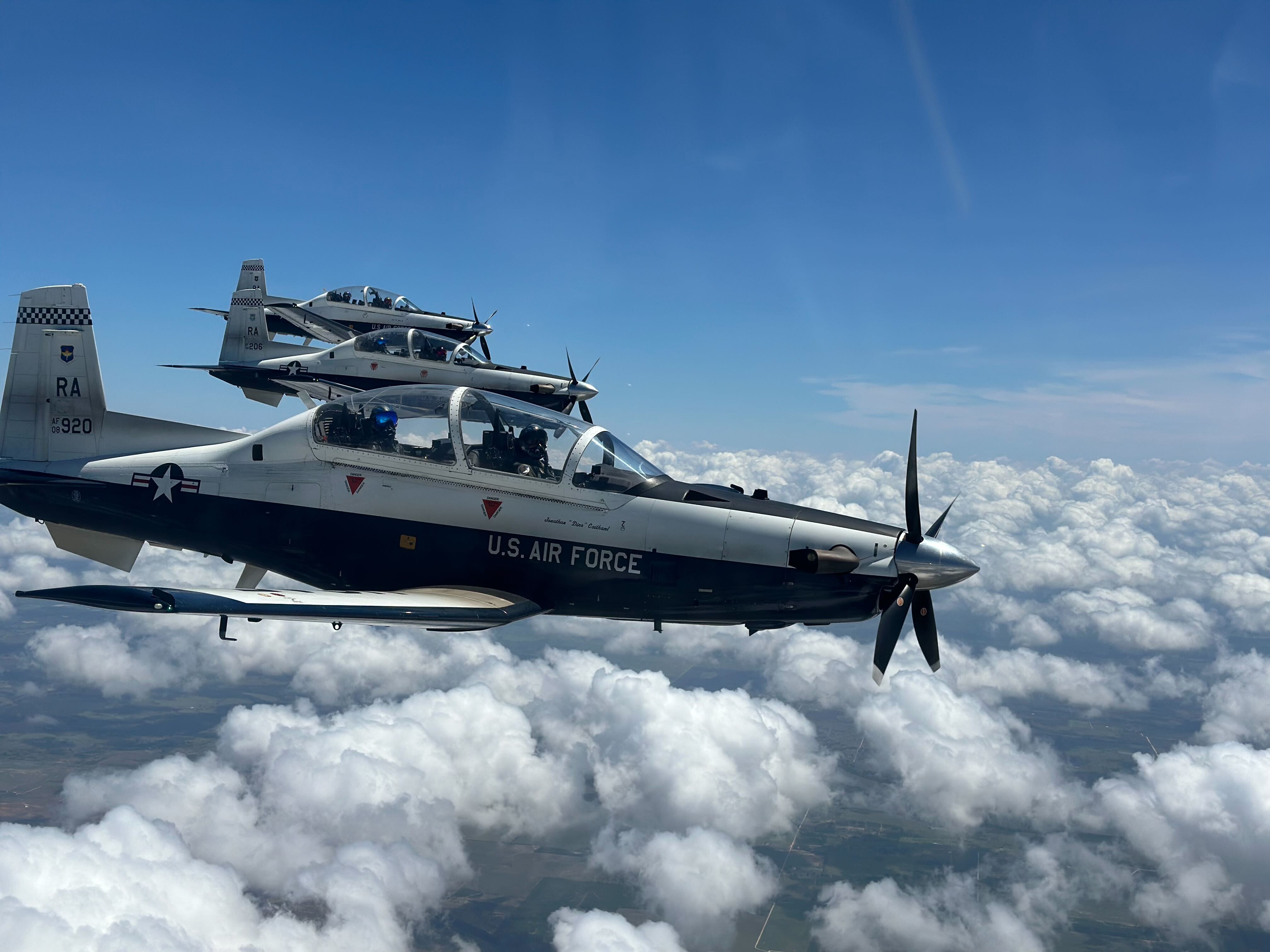 Laughlin Air Force Base supports Air Force instructor pilot training at ...