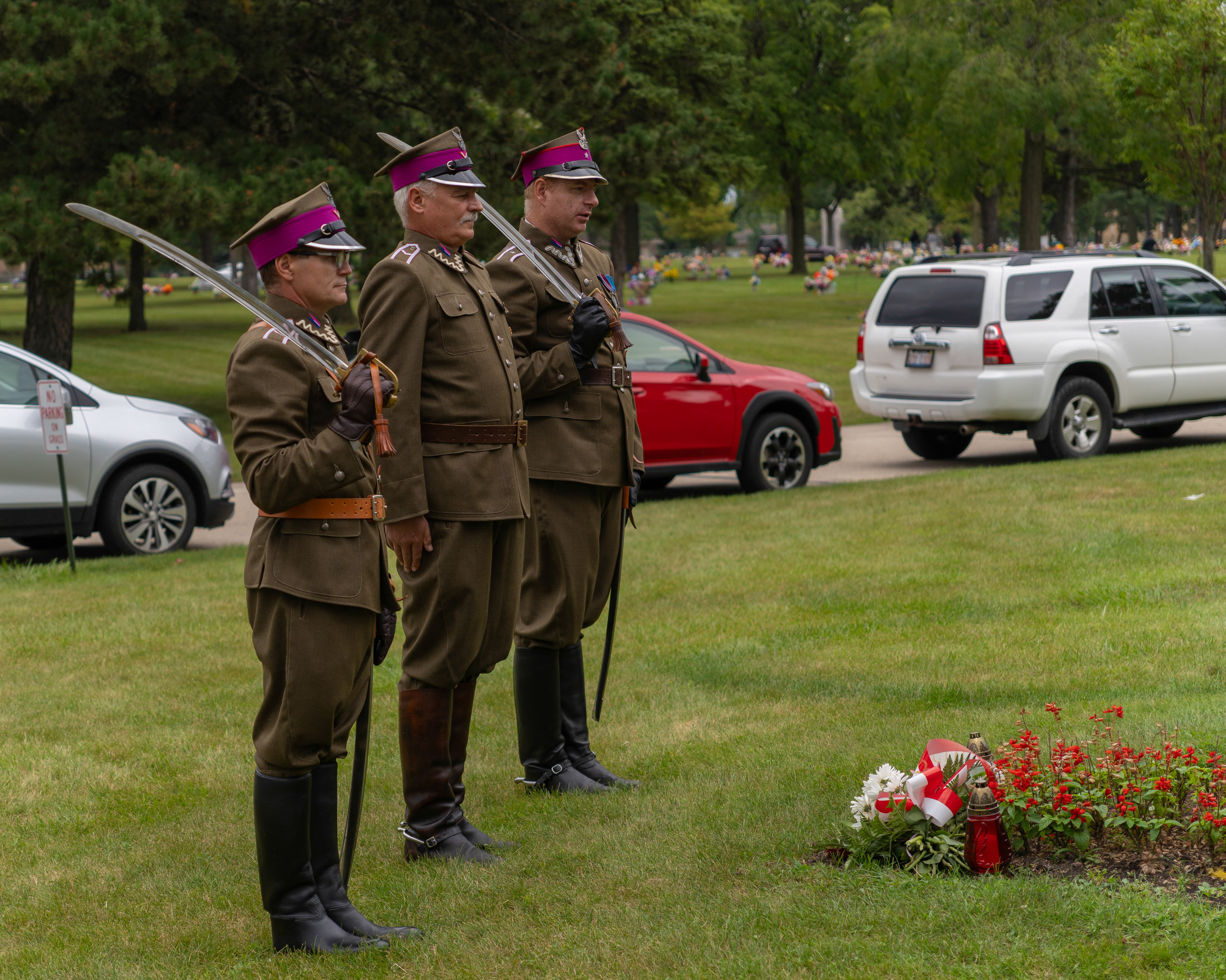 ILNG Joins Polish Consulate for Polish Armed Forces Day Event