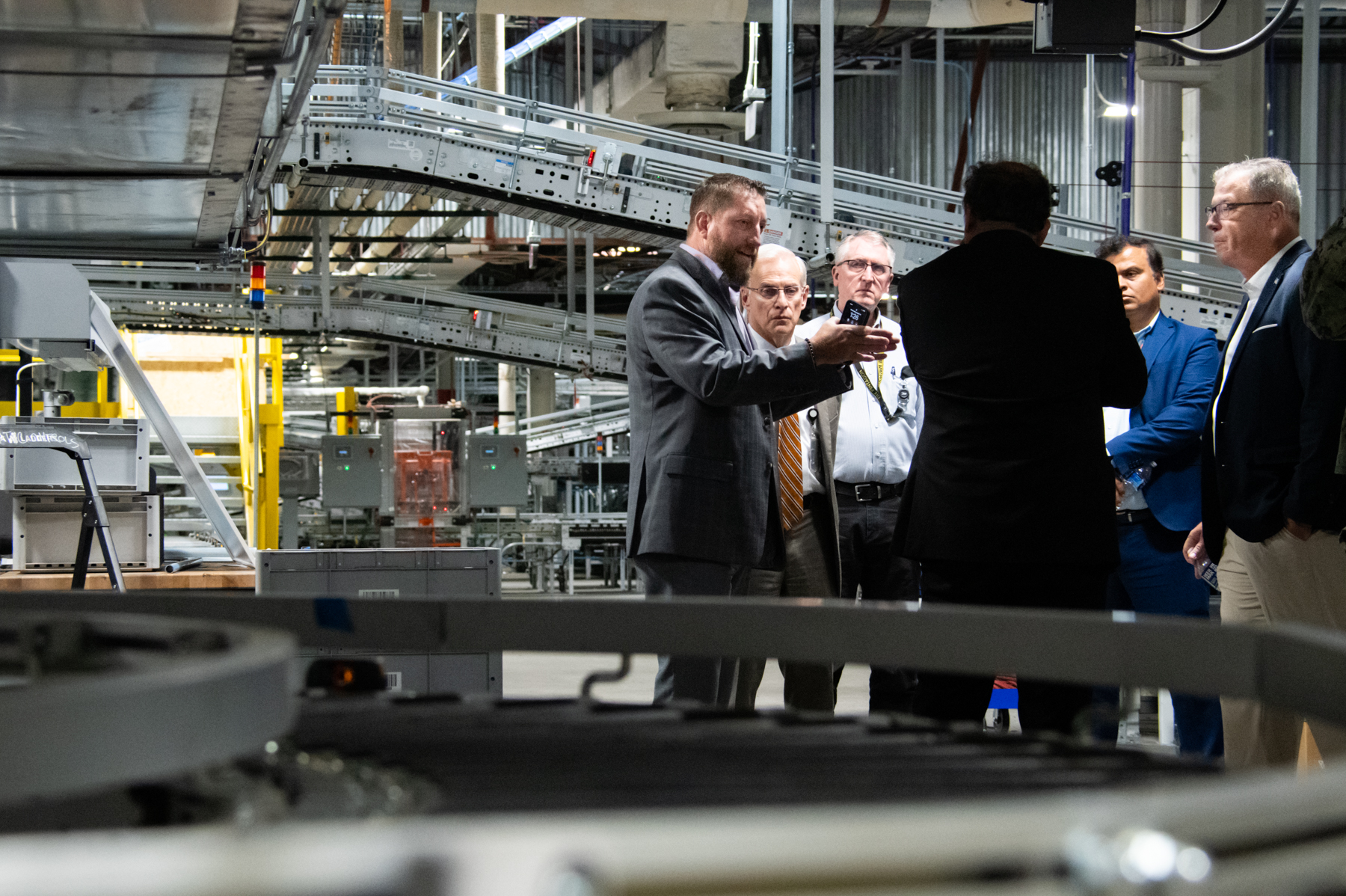 Army director of Enterprise Support visits DLA Distribution > Defense ...