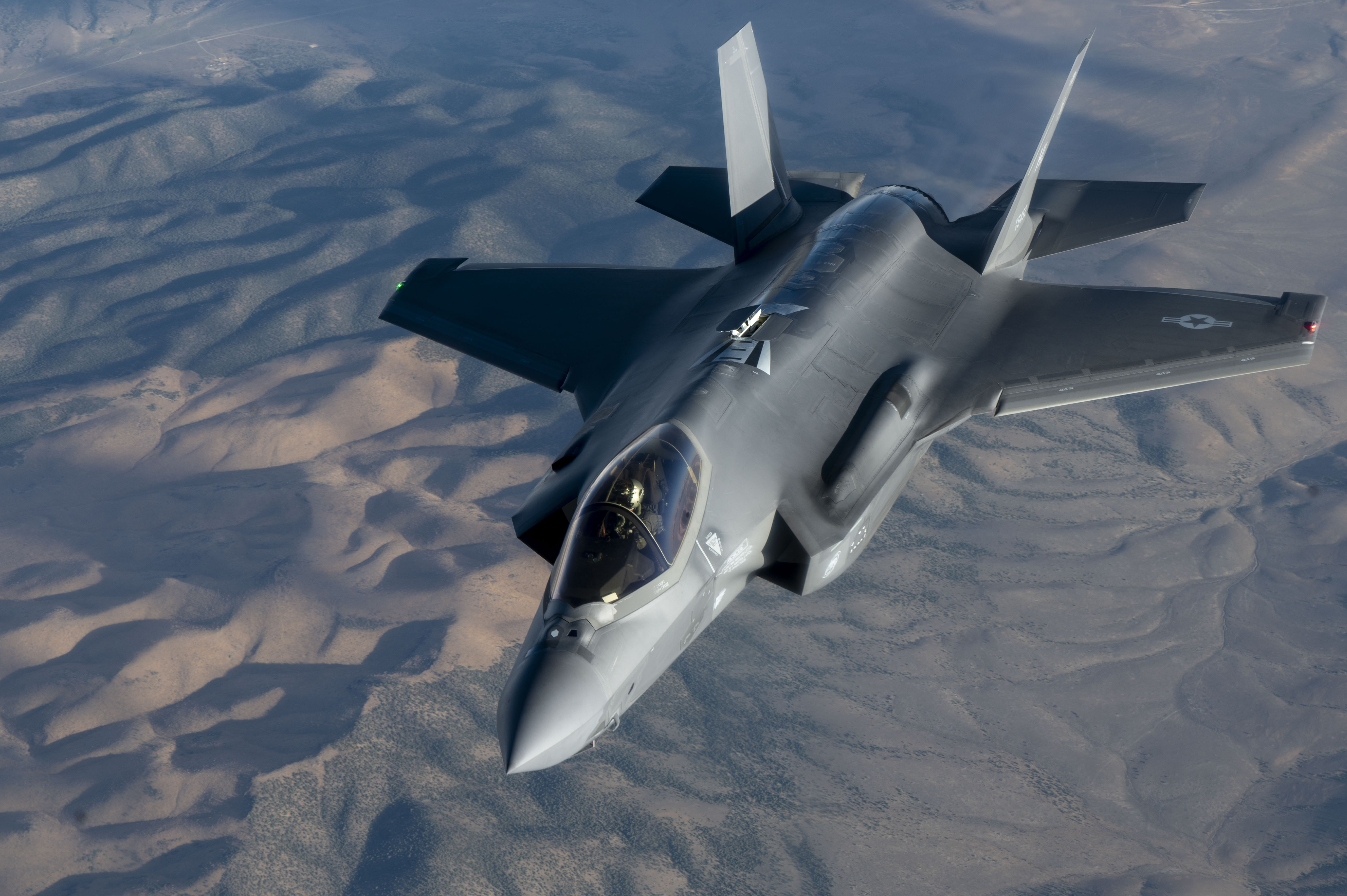 PHOTOS: 93rd Air Refueling Squadron refuels F-35's assigned to the 388th Fighter Wing > 18th Air ...