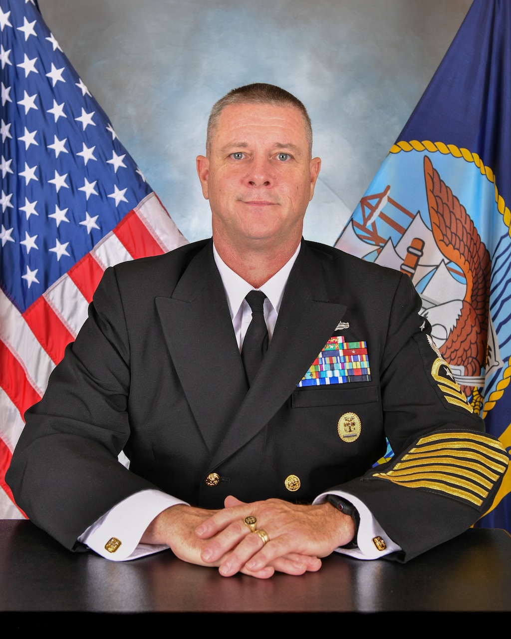 CMC > Commander, Navy Region Mid-Atlantic > Bio Detail